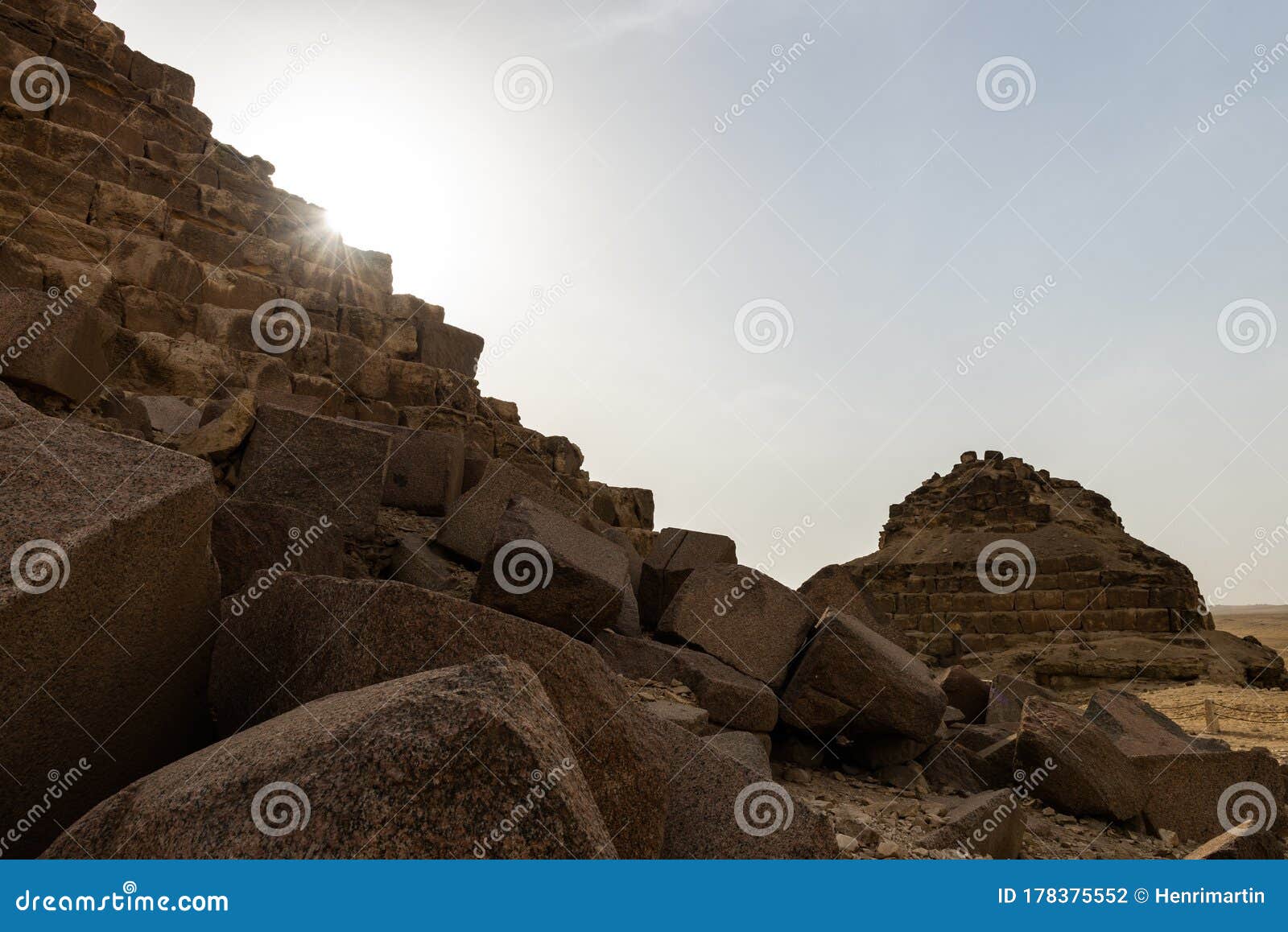 The Pyramid of Menkaure with Queens Pyramids of Menkaure in the ...
