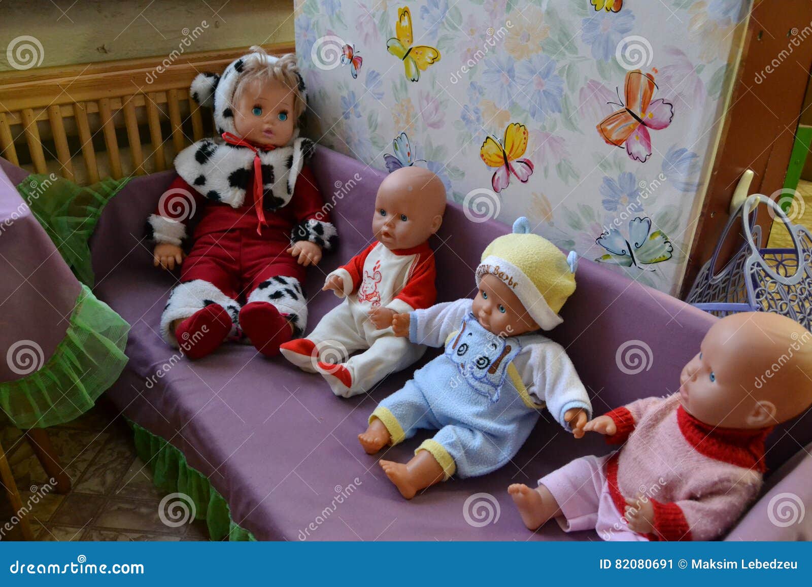 Stare lalki obraz stock. Obraz złożonej z lale, dzieciniec - 82080691