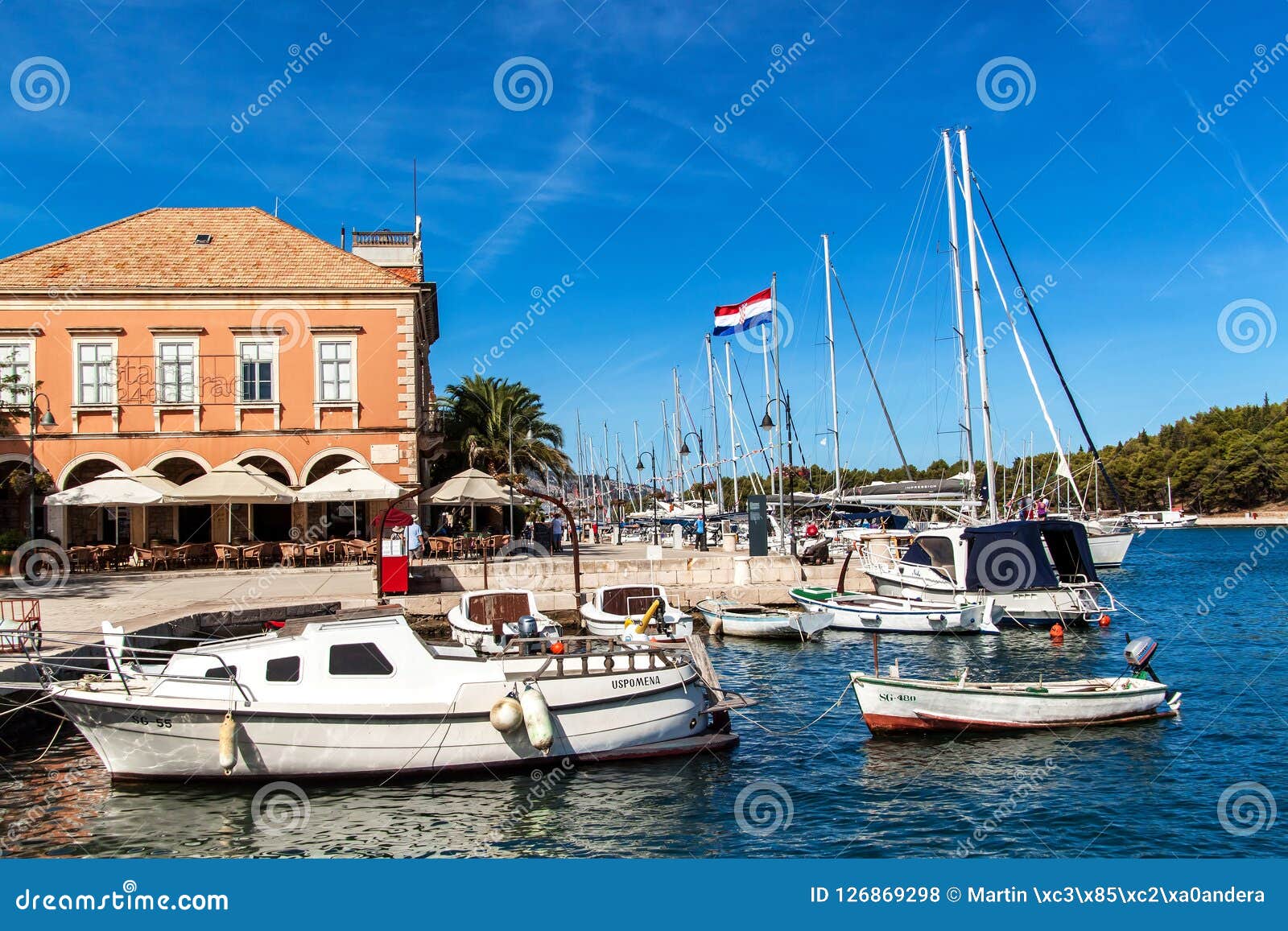 STARI GRAD, CROATIA, September 11, 2018: Boats in the Port of Stari ... STARI GRAD, CROATIA, September 11, 2018: Boats in the Port of Stari ...
