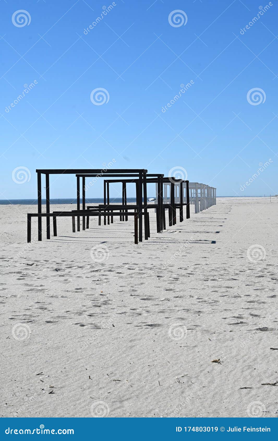 Stark Beach Structures stock image. Image of sunlight - 174803019