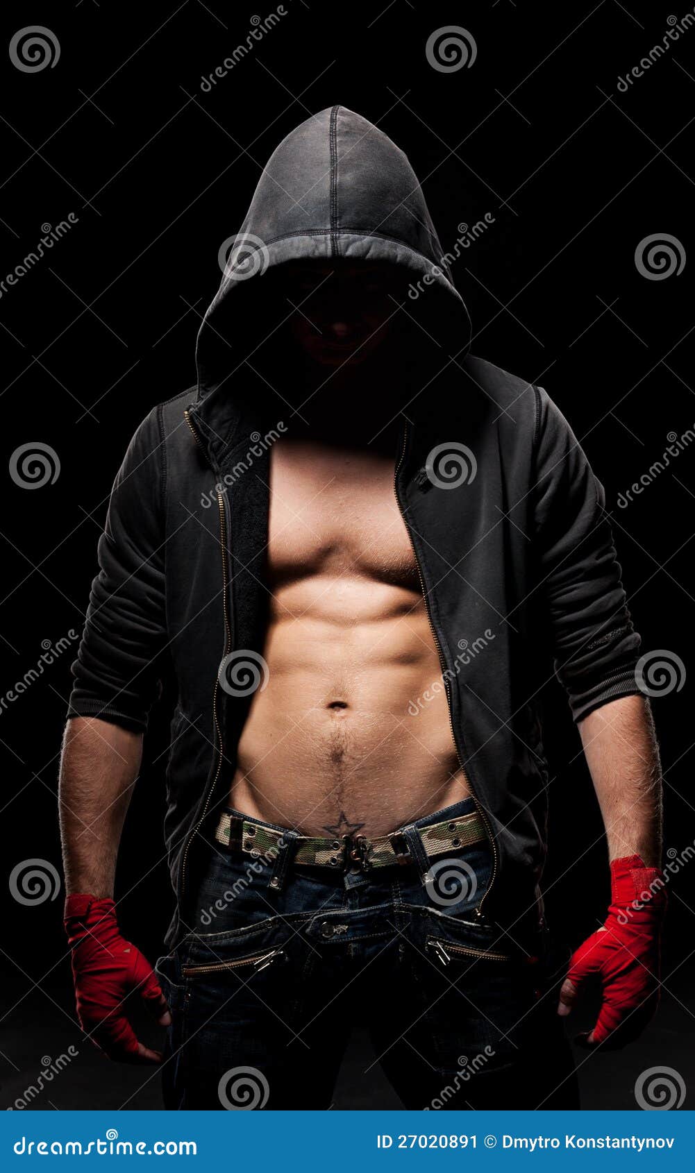 Starker Mann Mit Rotem Verband Stockbild - Bild von verband, junge ...