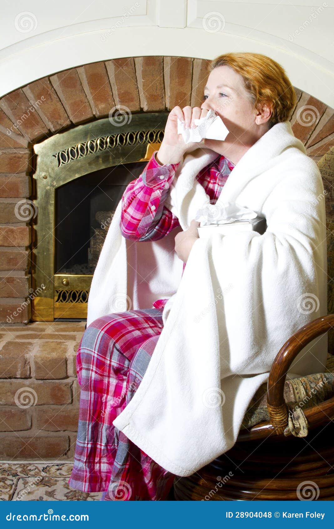 Starnuto e tossire fotografia stock. Immagine di malattia - 28904048