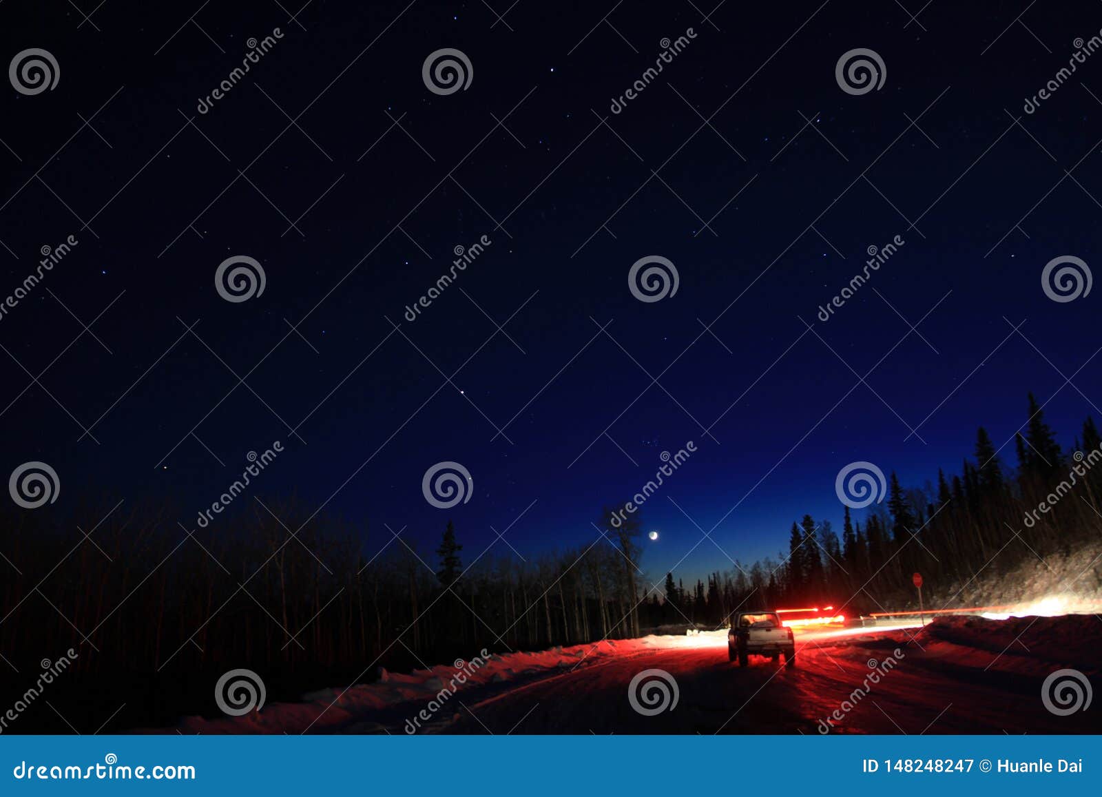 Starry night in Alaska stock image. Image of alaska - 148248247