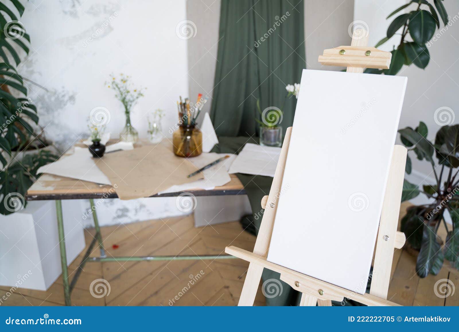 Start Drawing. Empty White Canvas Stock Image - Image of interior ...