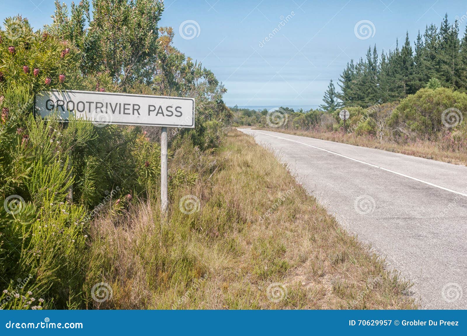Start of Grootrivier Pass stock image. Image of route - 70629957