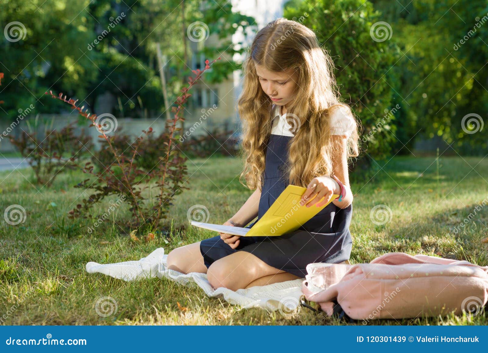 Start the School. Little Girl an Elementary School Student with ...