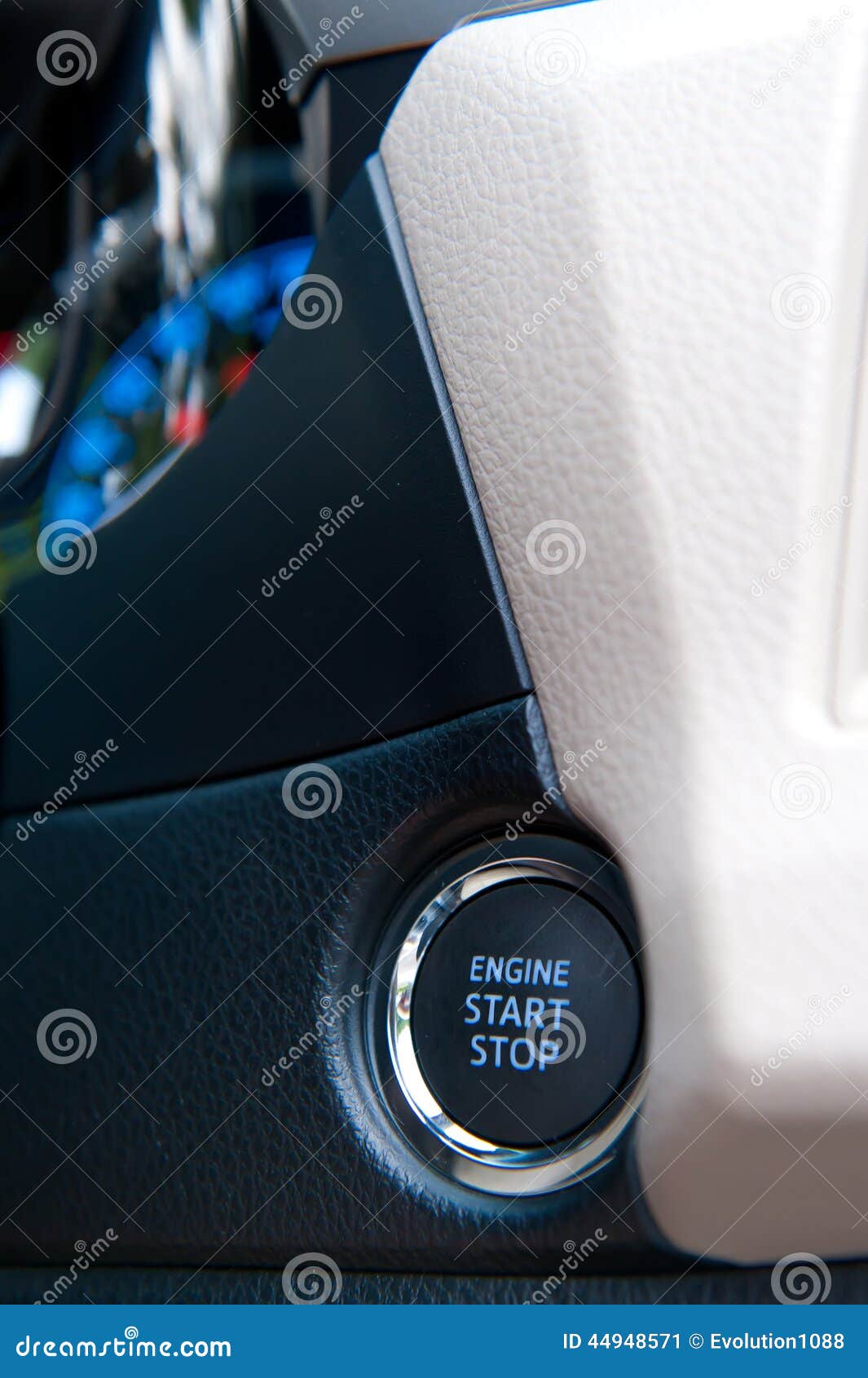 Start-stopp motorknapp fotografering för bildbyråer. Bild av funktioner ...