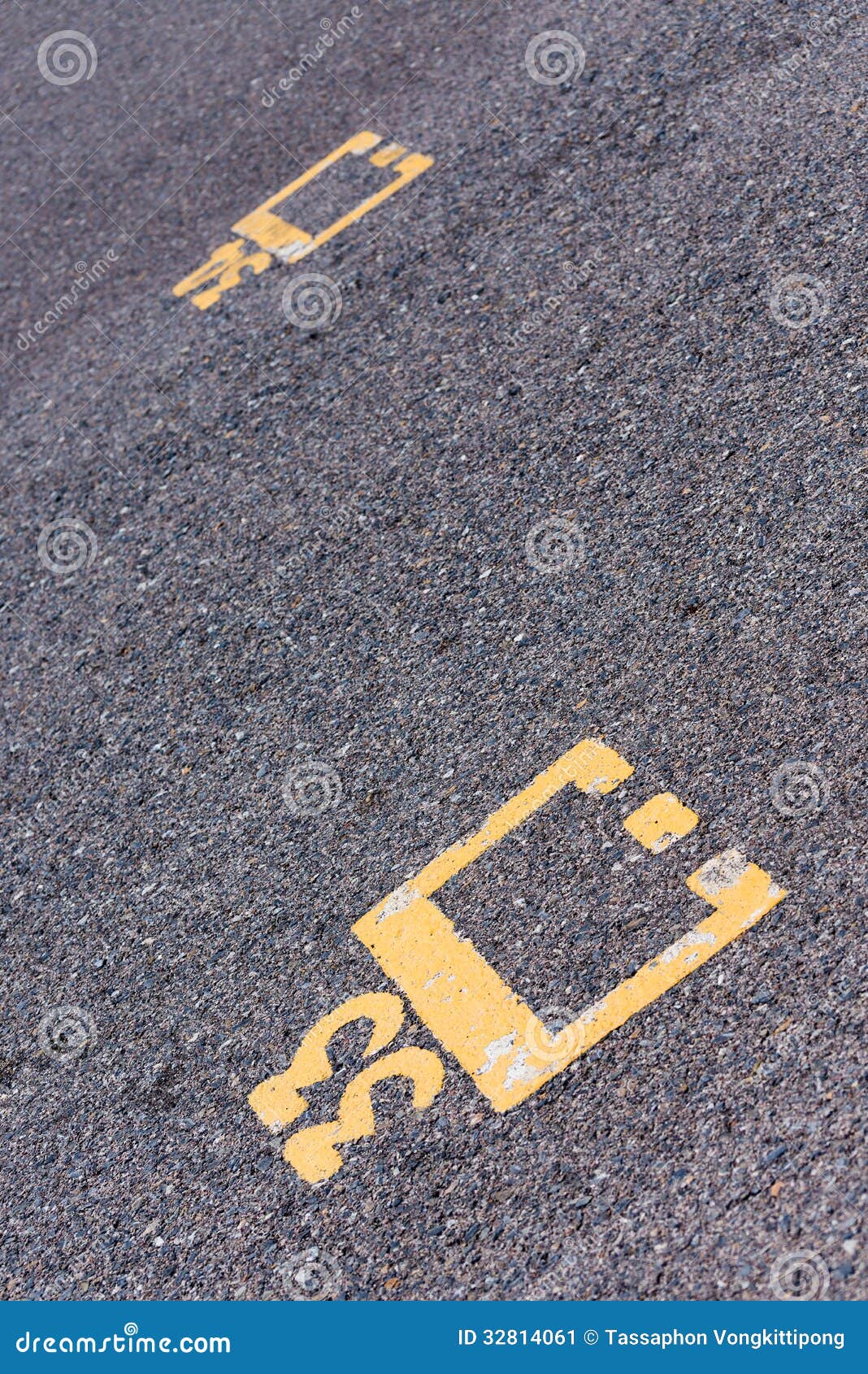 Starting Grid Slot on Racing Circuit Stock Image - Image of speedway ...