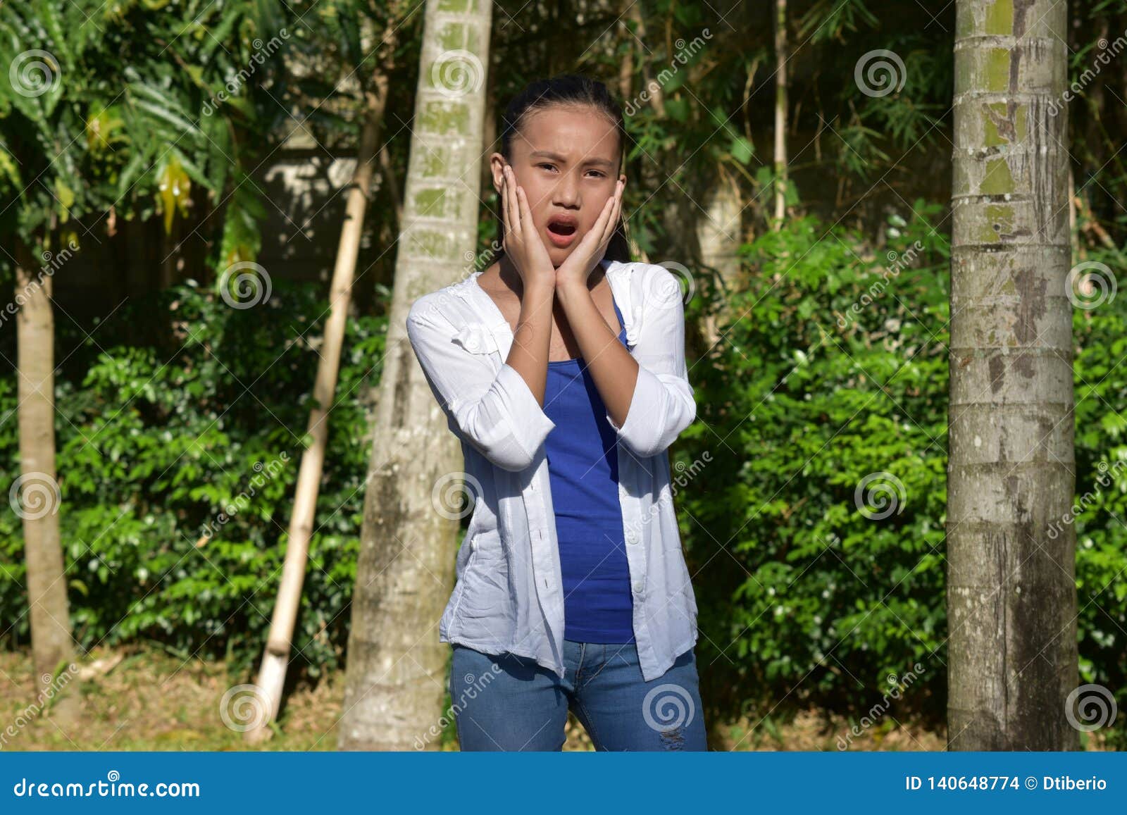 A Startled Female Juvenile stock photo. Image of shock - 140648774