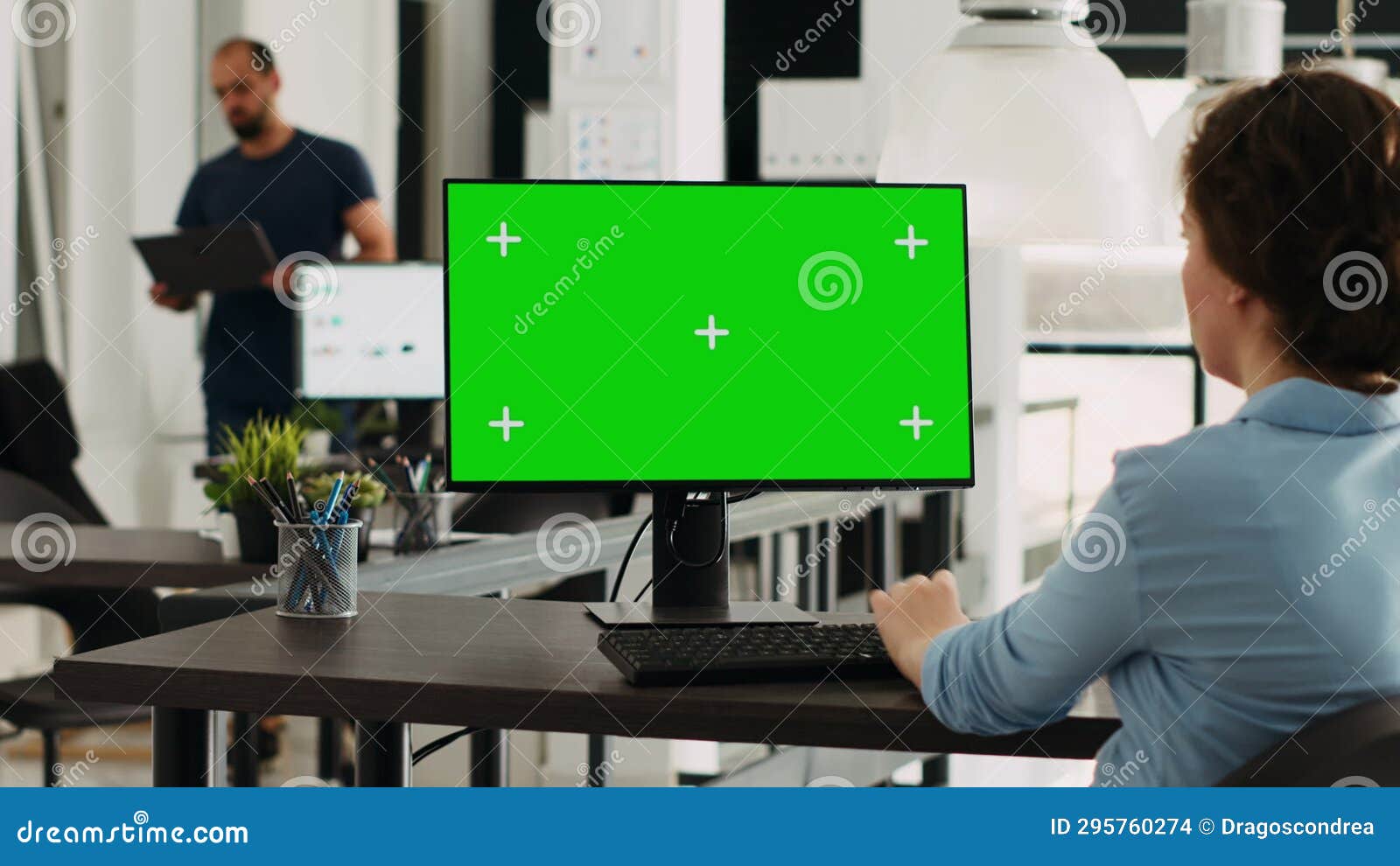 Startup Manager Uses Greenscreen Display Stock Footage - Video of ...