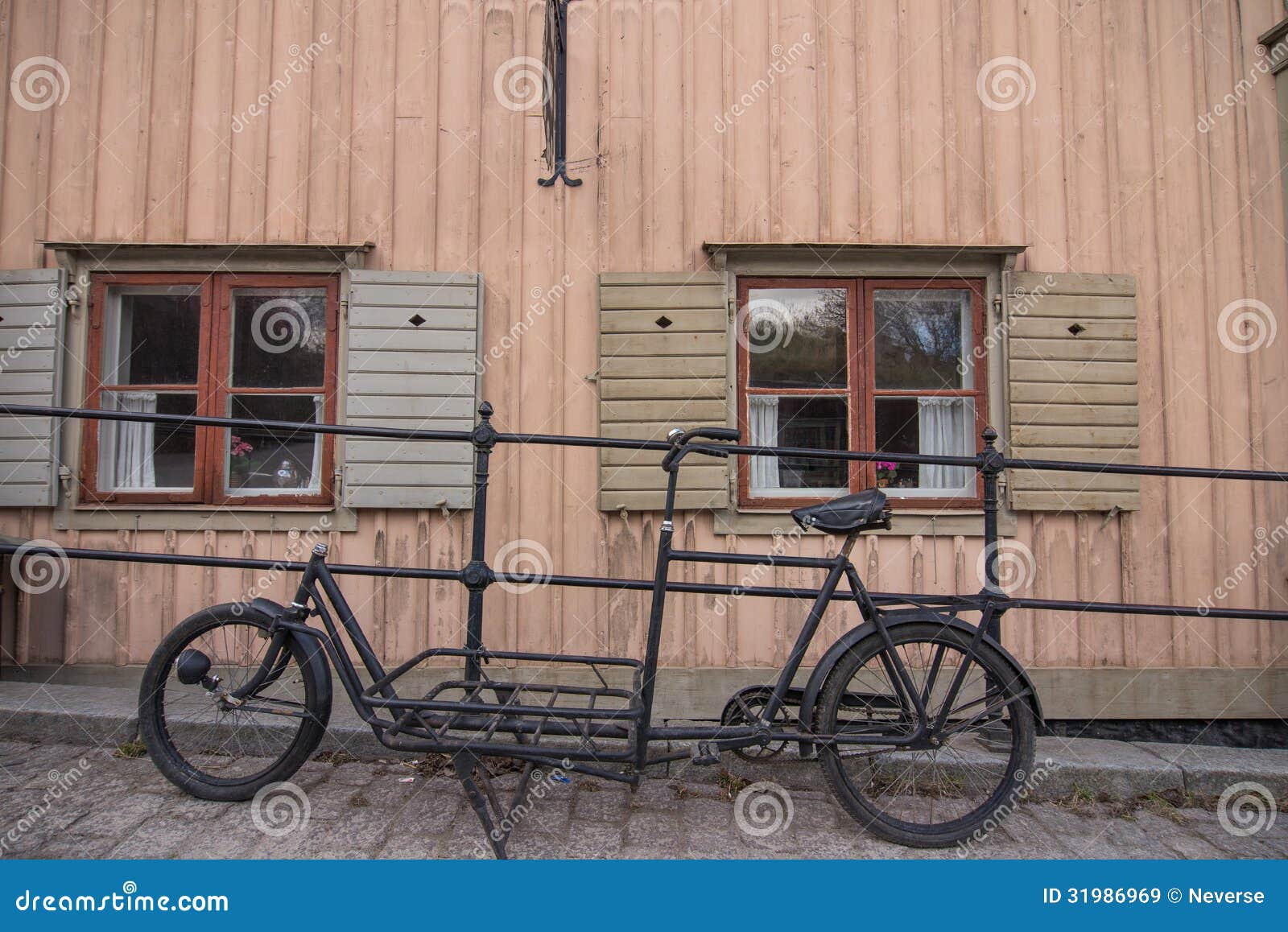 Stary rower obraz stock. Obraz złożonej z koła, historia - 31986969