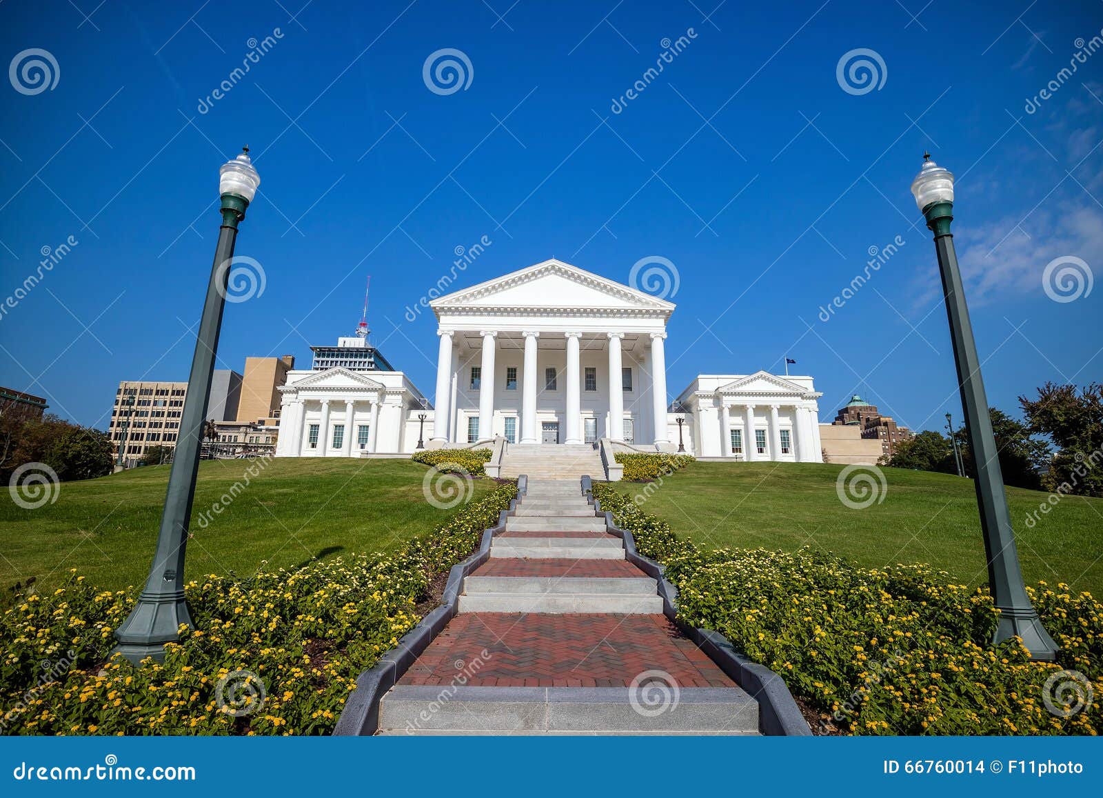 The State Capital Building in Richmond Virginia Stock Photo - Image of ...