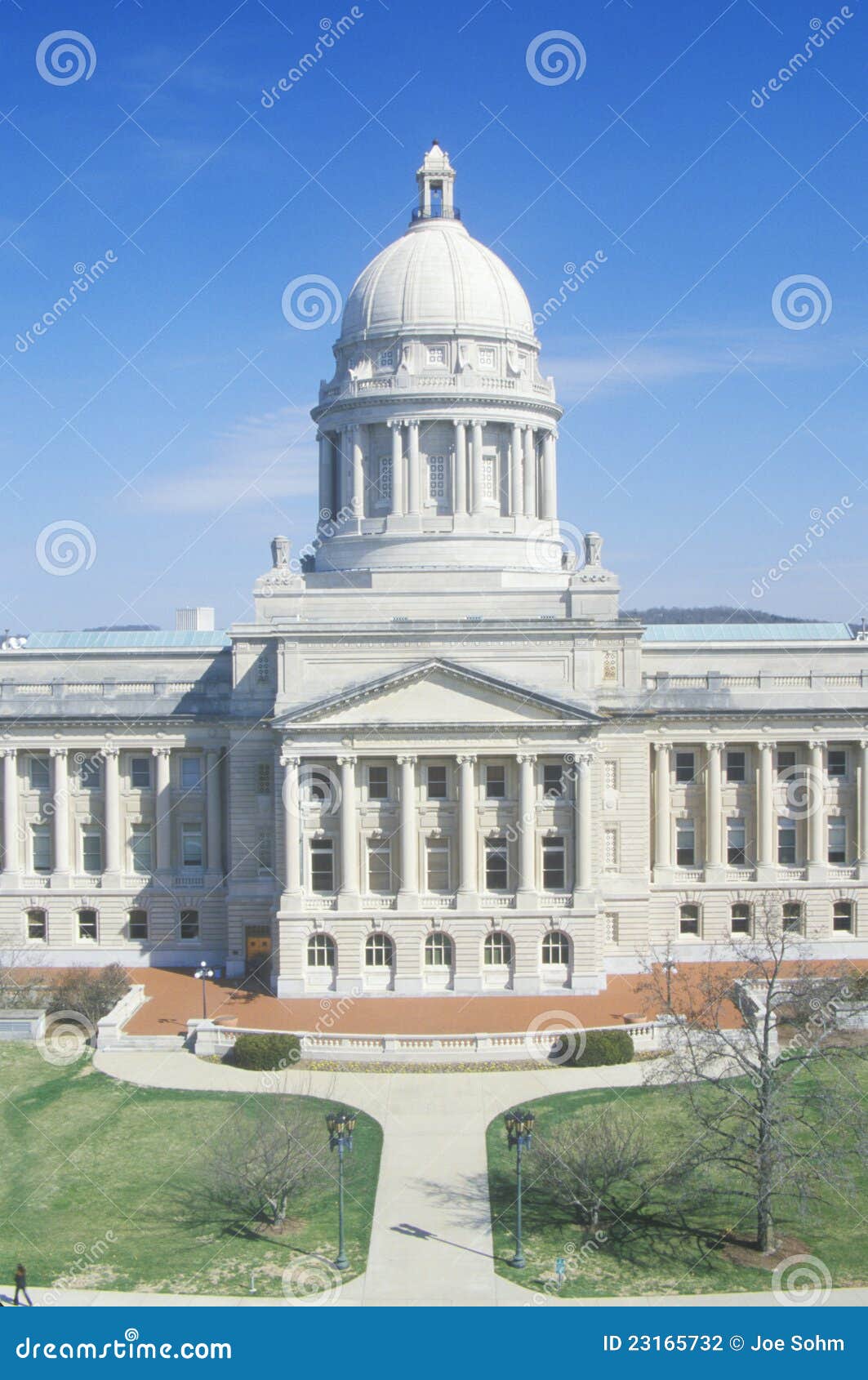 State Capitol of Arkansas editorial photography. Image of rock - 23165732