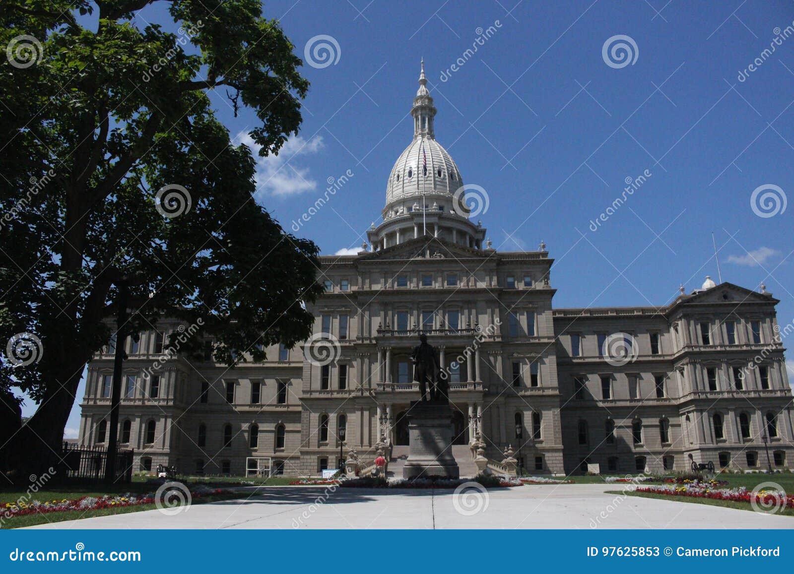 State Capitol stock image. Image of city, downtown, hall - 97625853