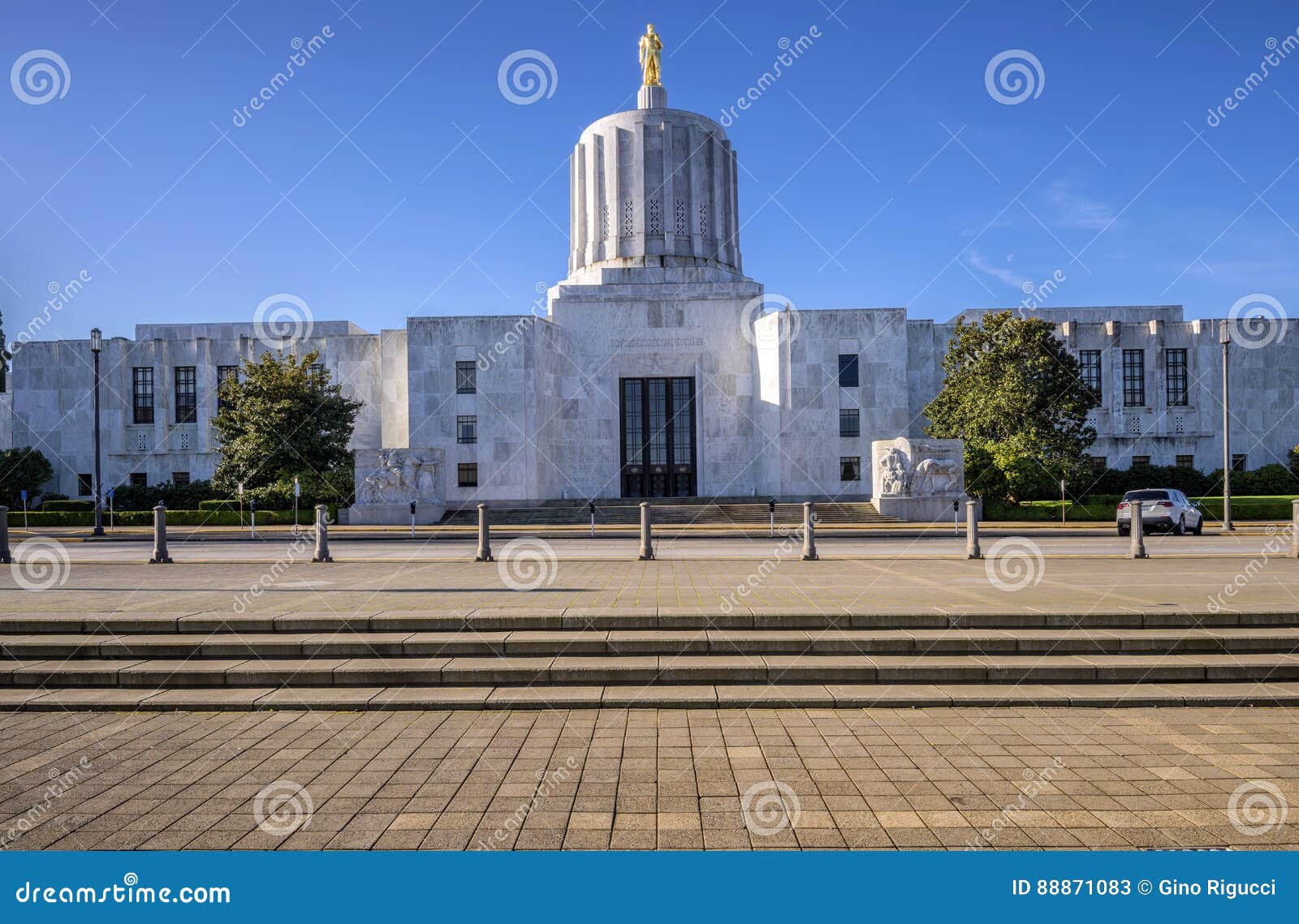 State Capitol Building Salem Oregon. Stock Image - Image of marble ...
