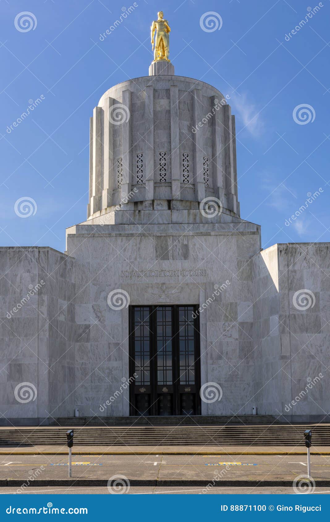 State Capitol Building Salem Oregon. Stock Photo - Image of facade ...