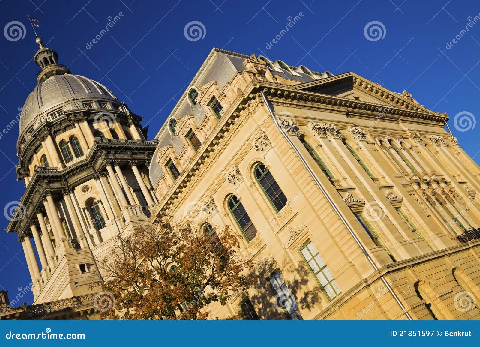 State Capitol Building in Springfield Stock Image - Image of ...