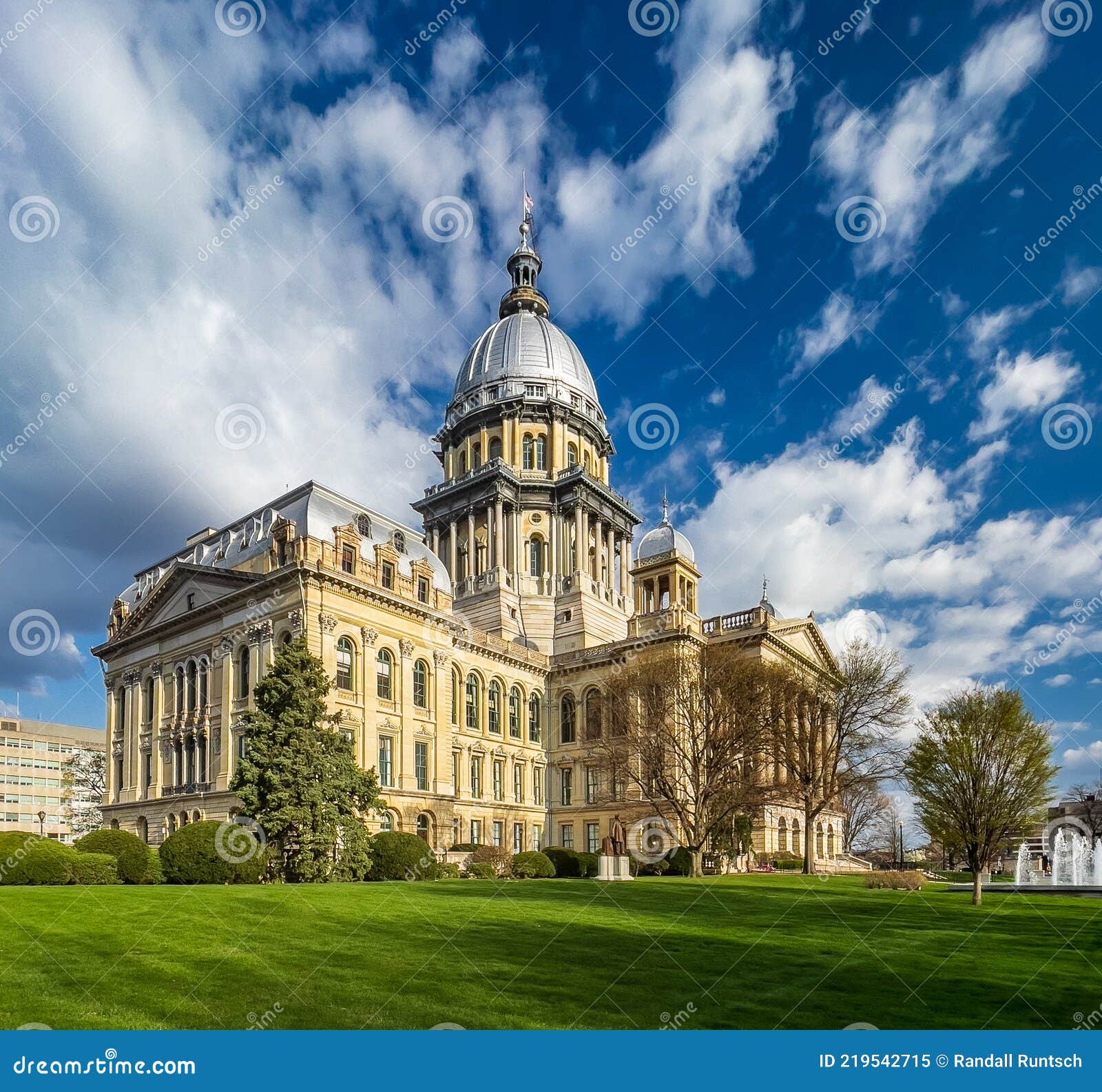 State Capitol of Illinois stock image. Image of clerestory - 219542715