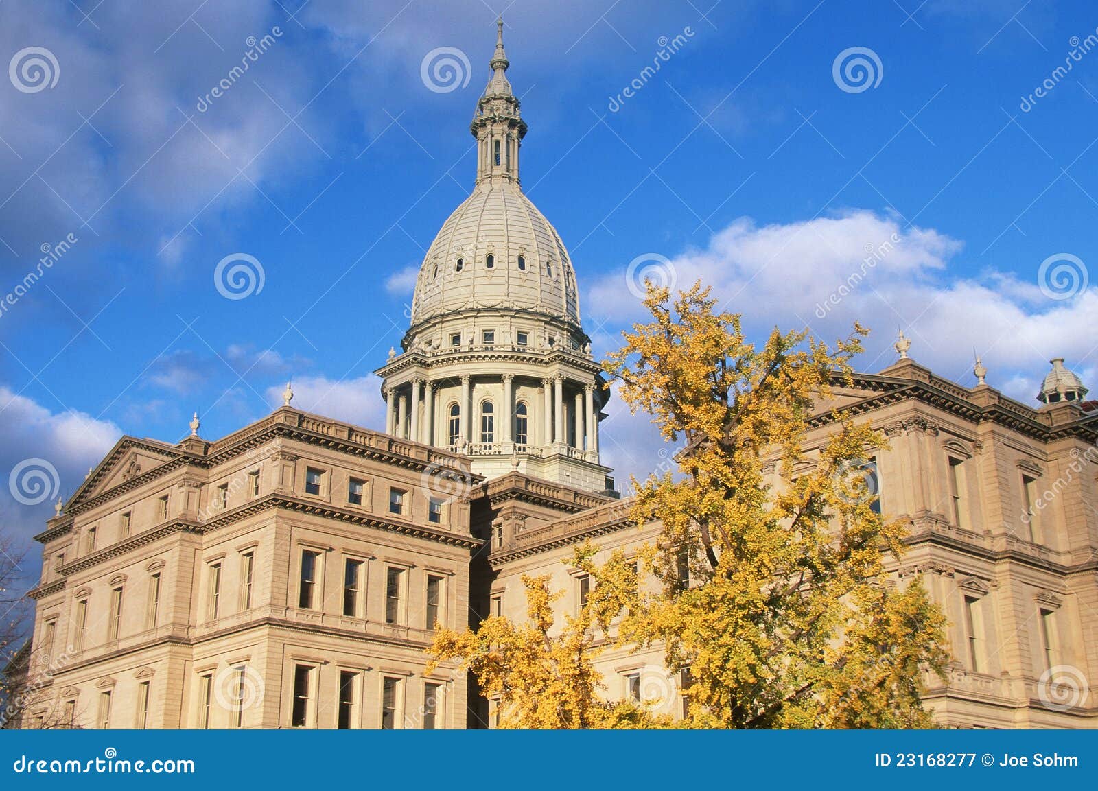 State Capitol of Michigan stock image. Image of scenery - 23168277