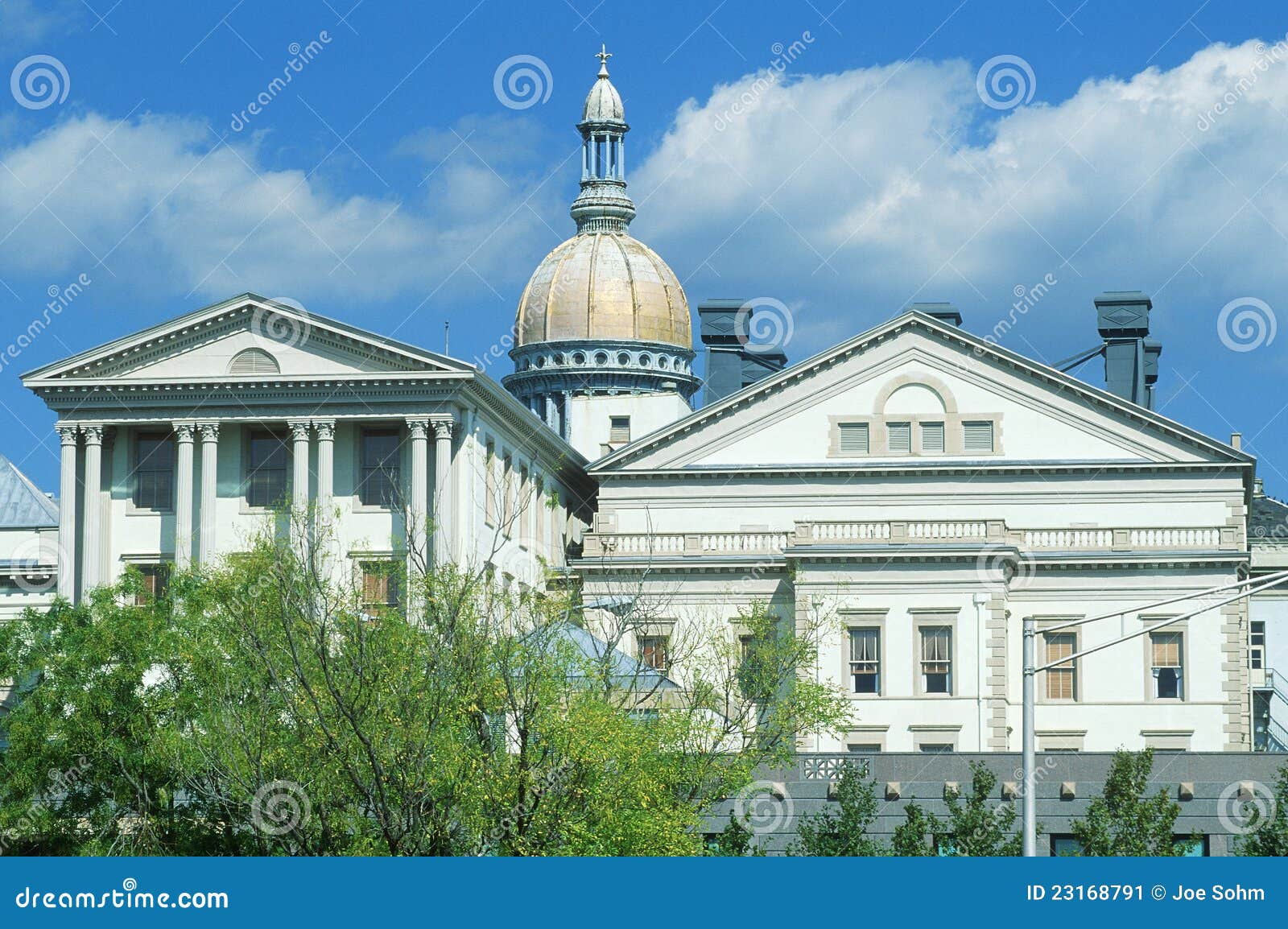 State Capitol of New Jersey Stock Image - Image of dome, daylight: 23168791