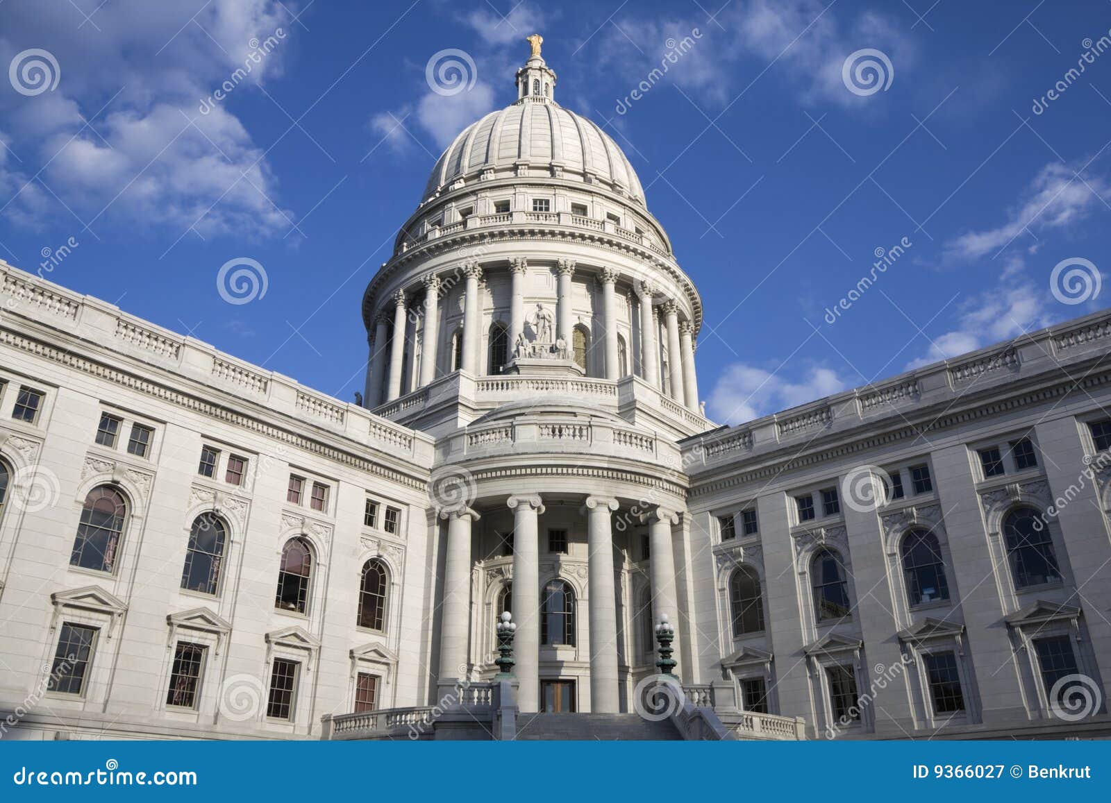 State Capitol of Wisconsin stock image. Image of state - 9366027