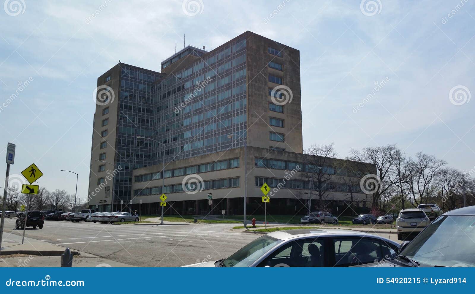Docking State Office Building, Topeka, KS Editorial Image - Image of ...