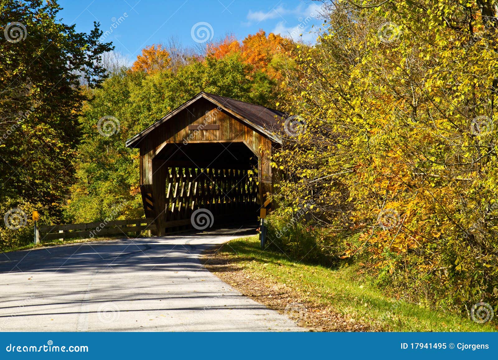 State Road Covered Bridge stock image. Image of architecture - 17941495