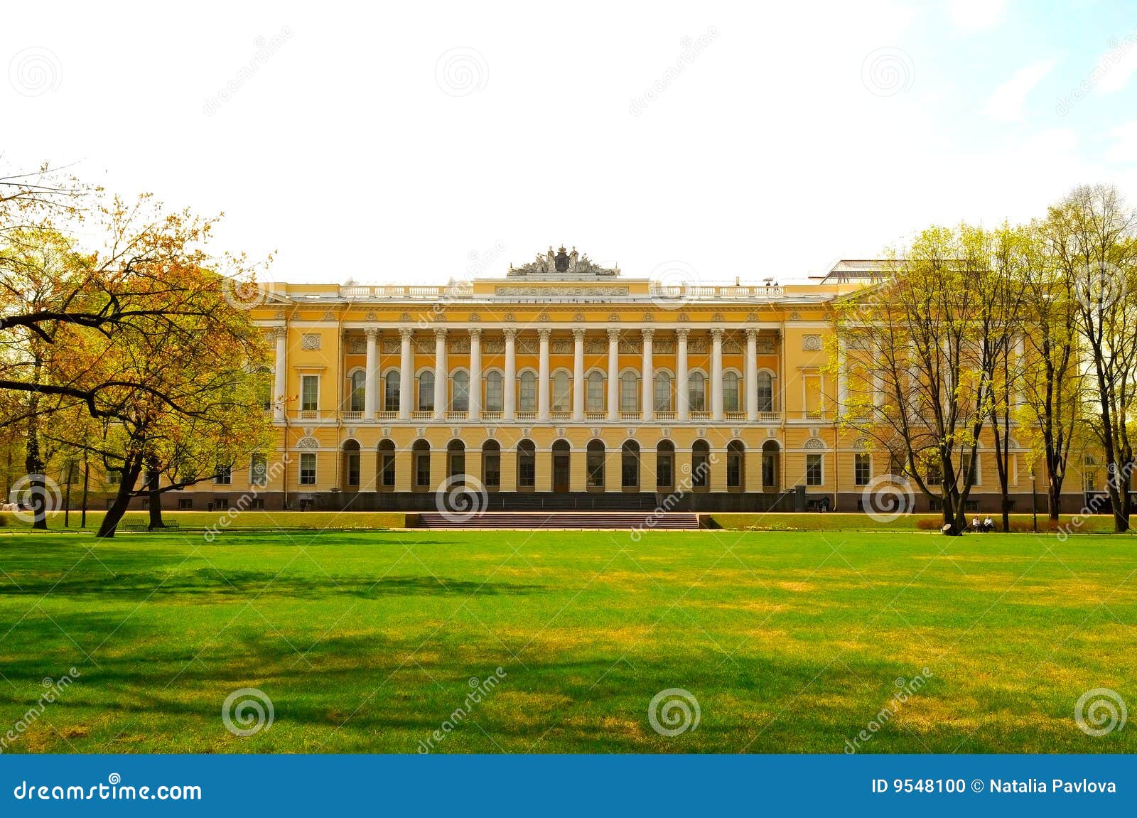 The State Russian Museum stock photo. Image of yellow - 9548100