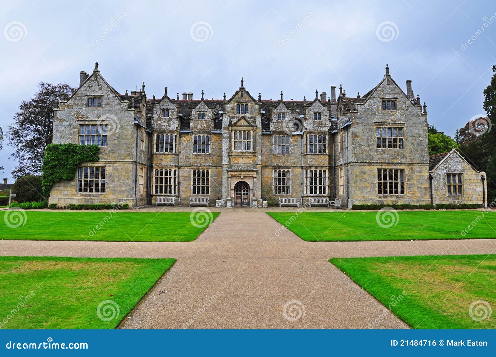 The Stately Home stock photo. Image of building, gardens - 21484716