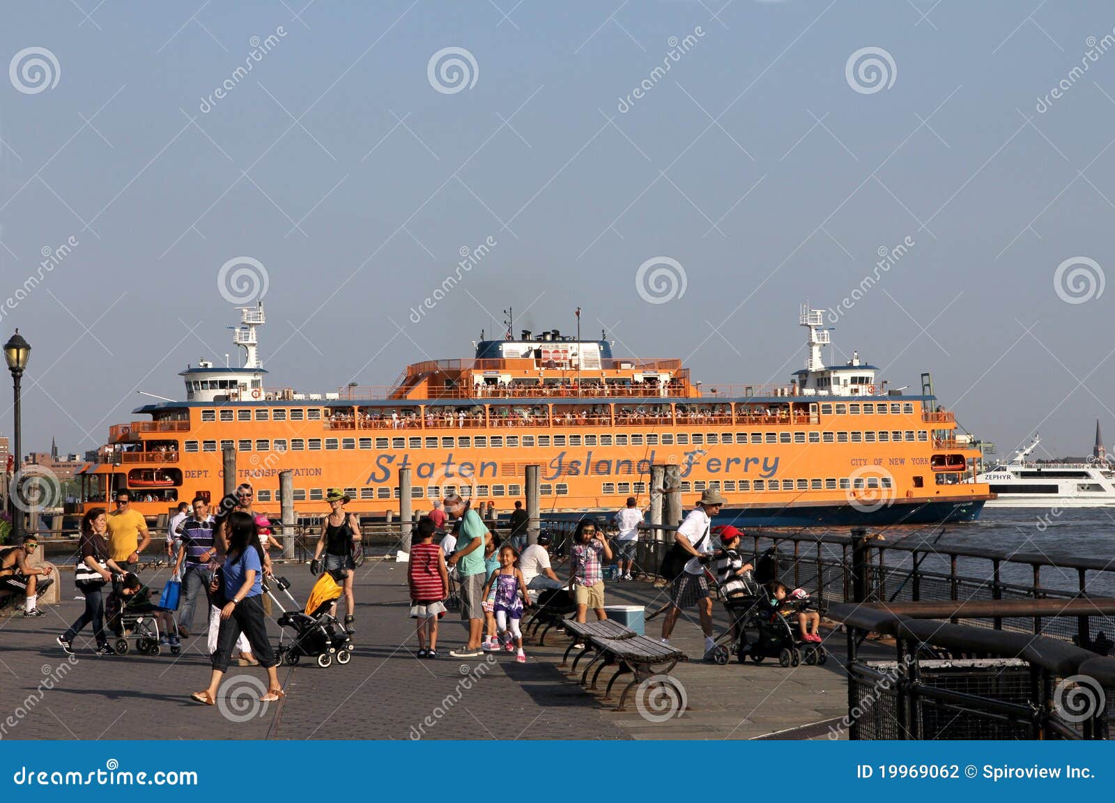 Staten Island Ferry Editorial Photo | CartoonDealer.com #25002867