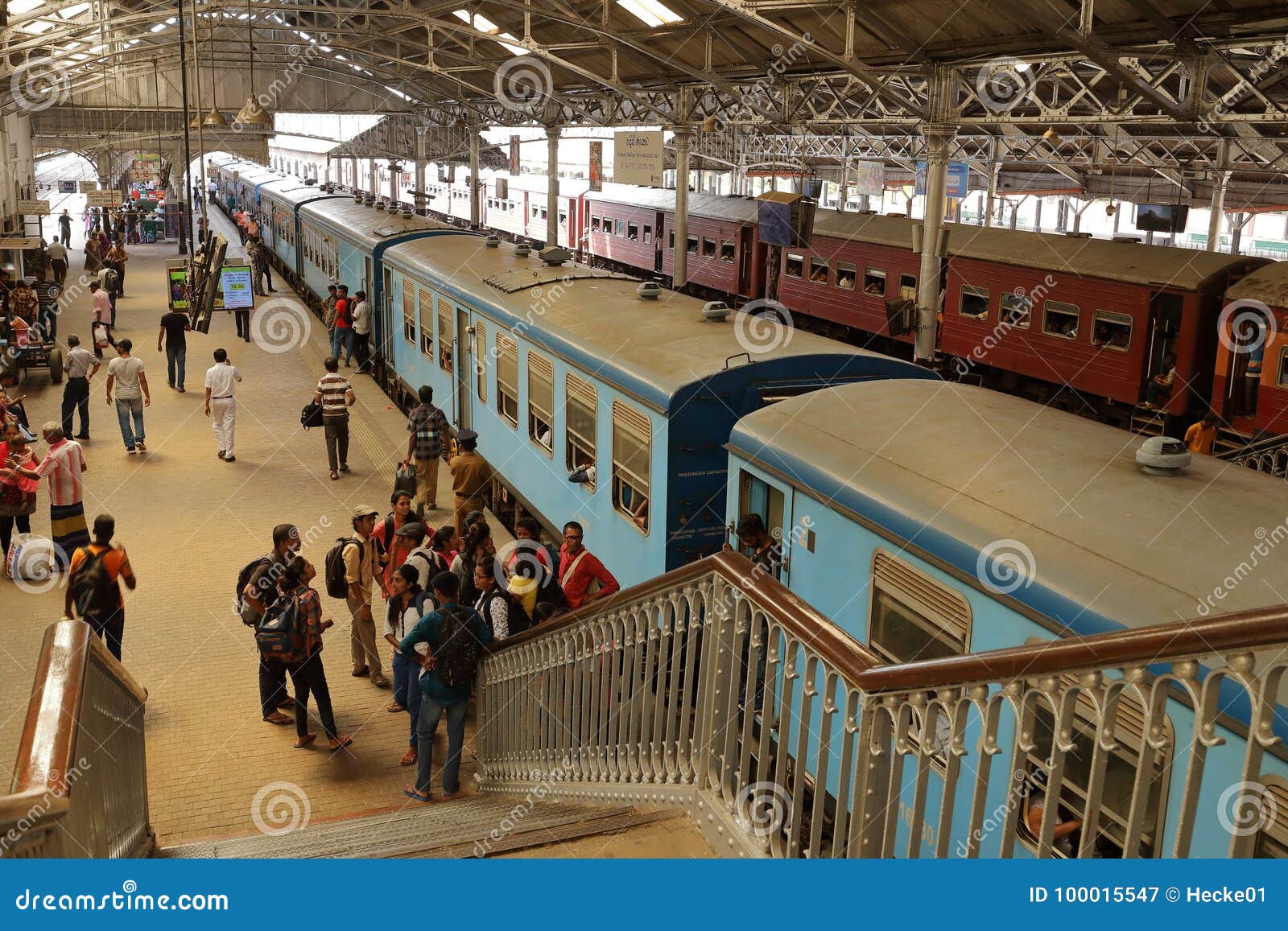 Station De Train Et Service De Train De Colombo Dans Sri Lanka ...
