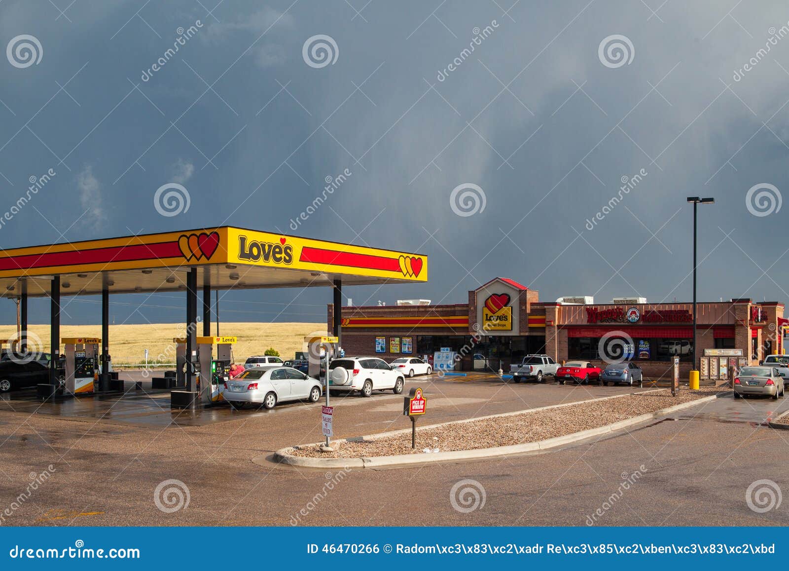 Station-service Americal Typique Photo éditorial - Image du danger ...