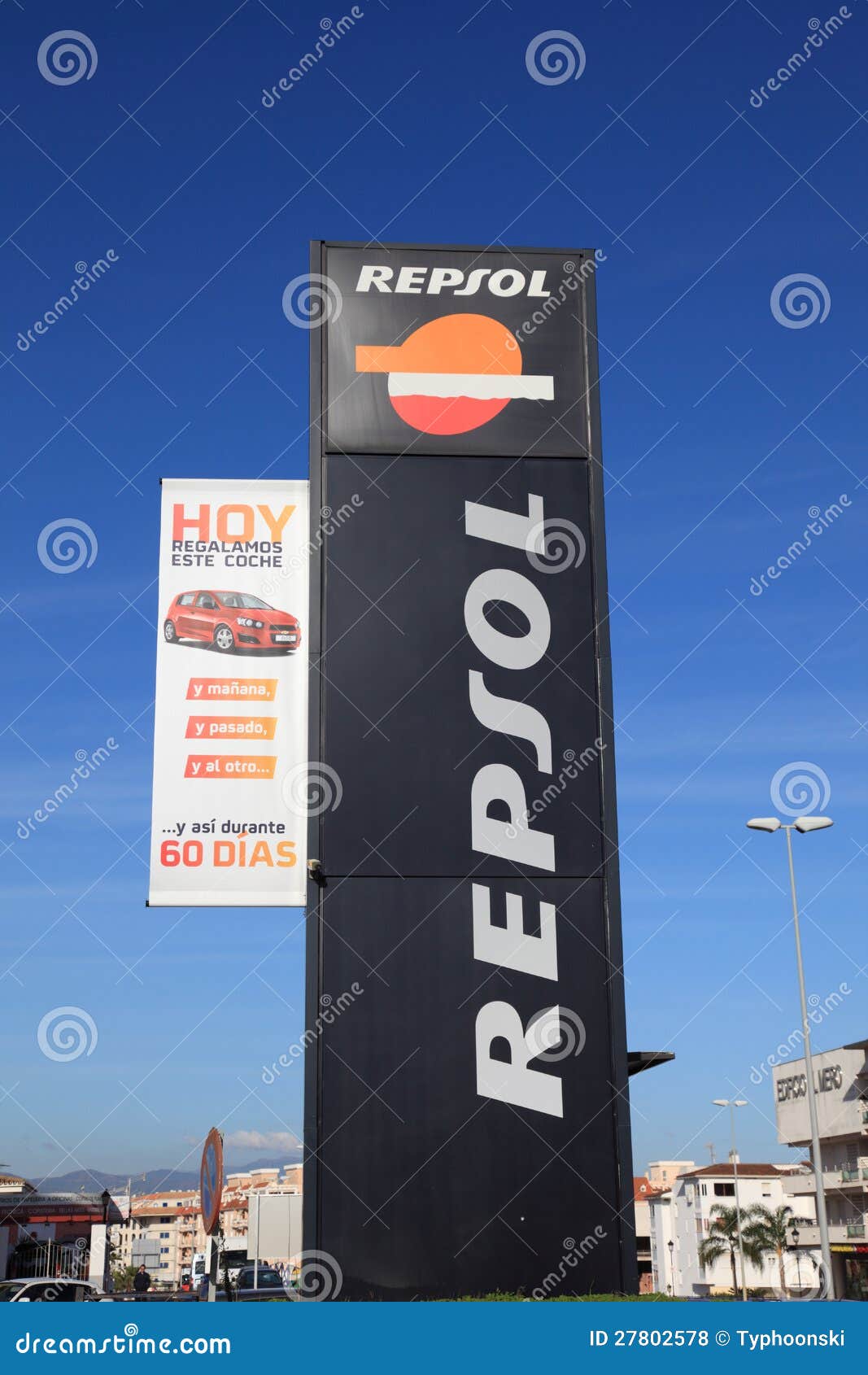 Station-service de REPSOL photo stock éditorial. Image du pétrole ...