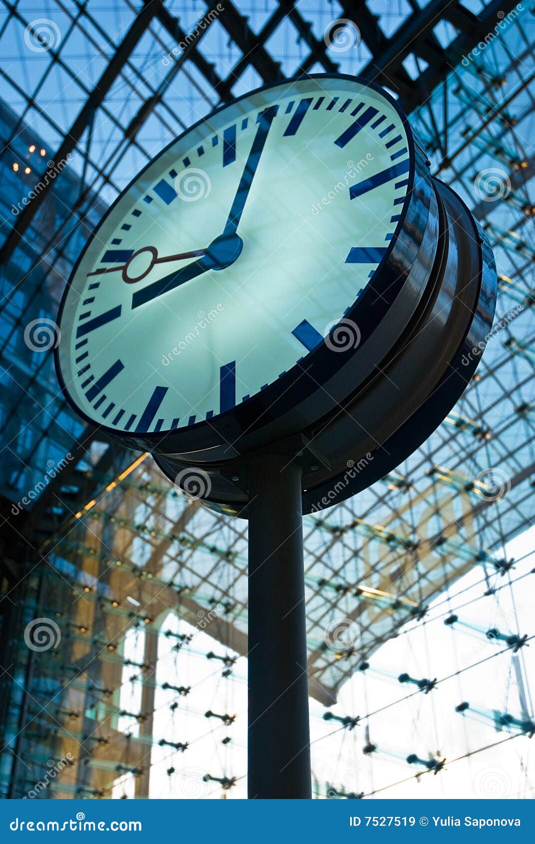 Station watches stock image. Image of city, arrow, circle - 7527519