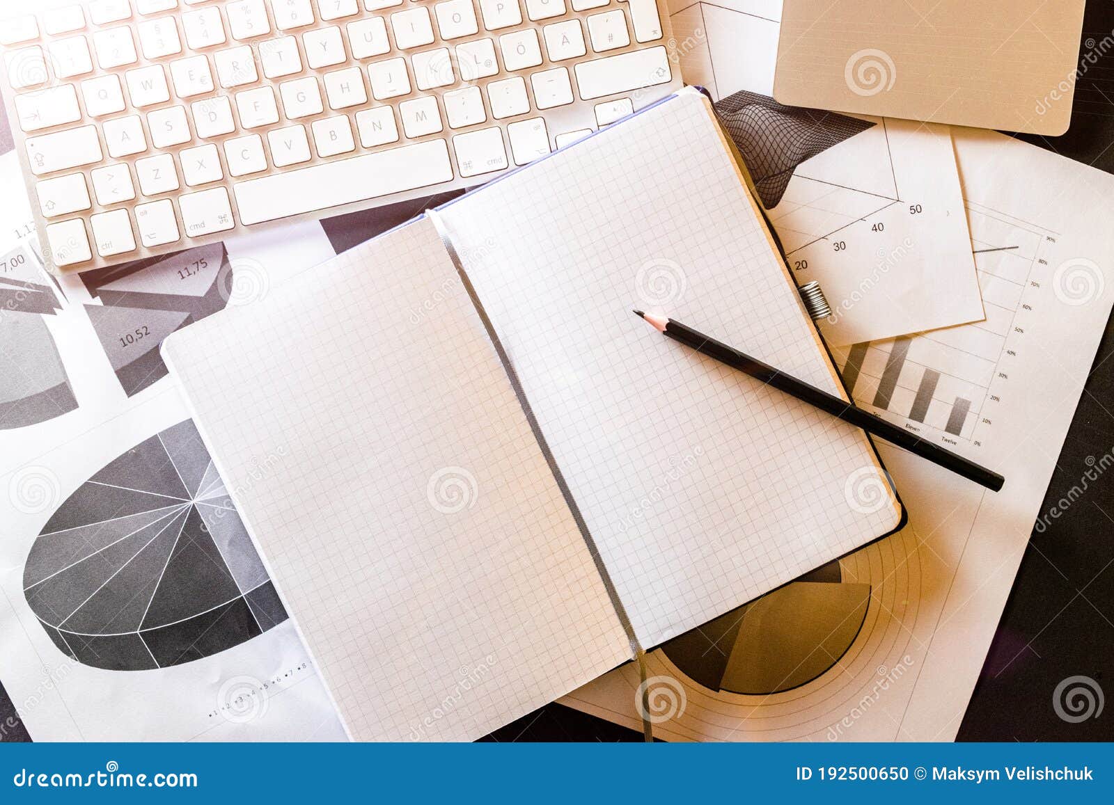 Statistical Analysis Process Control. Finance Diagrams and Graphs in ...