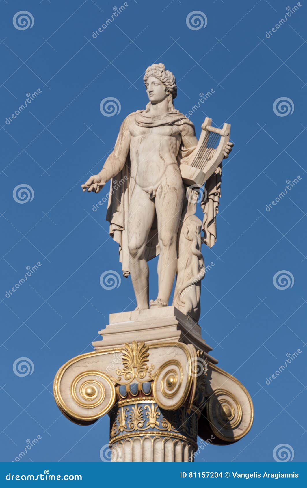 Statua Classica Del Dio Di Apollo Fotografia Stock - Immagine di ...