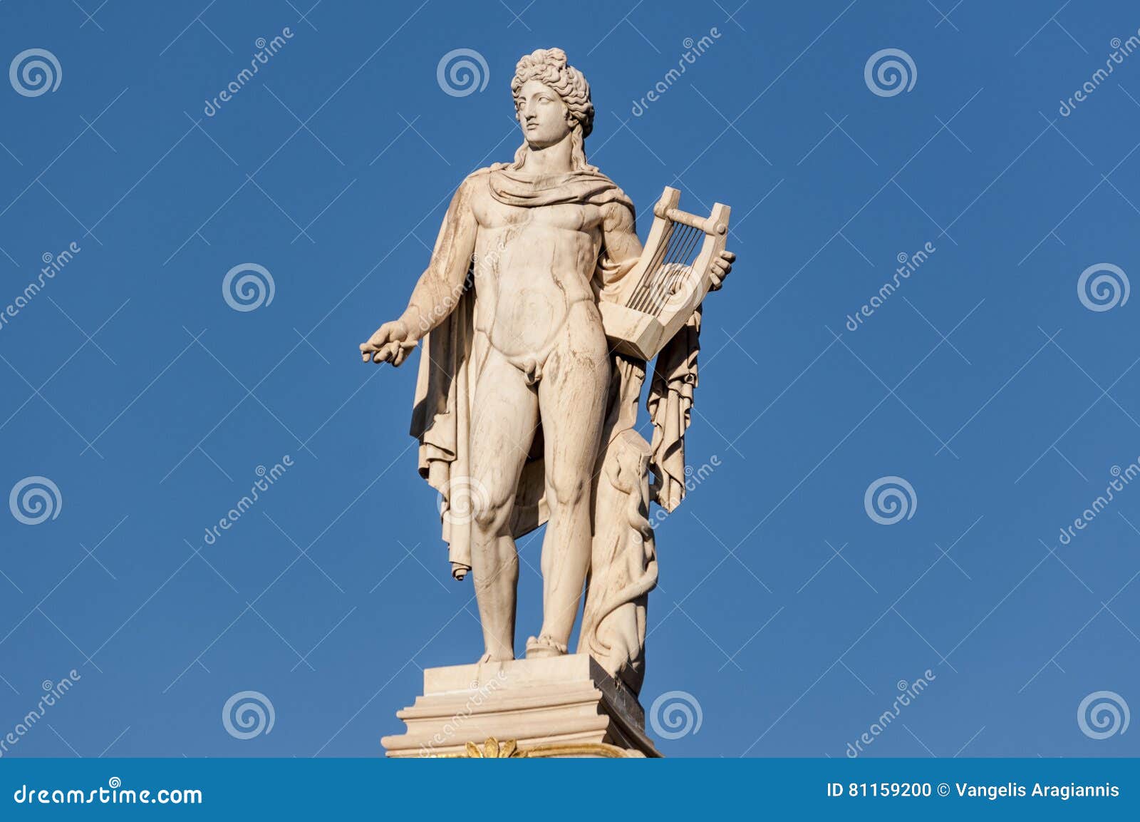 Statua classica di Apollo fotografia stock. Immagine di università ...