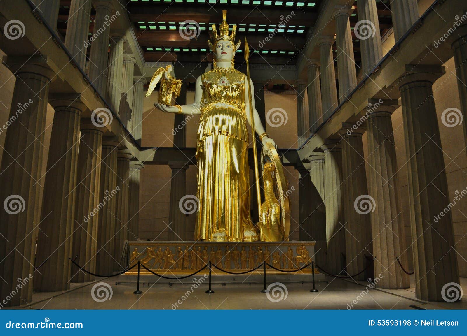 Statua della dea Atena fotografia stock editoriale. Immagine di mano ...