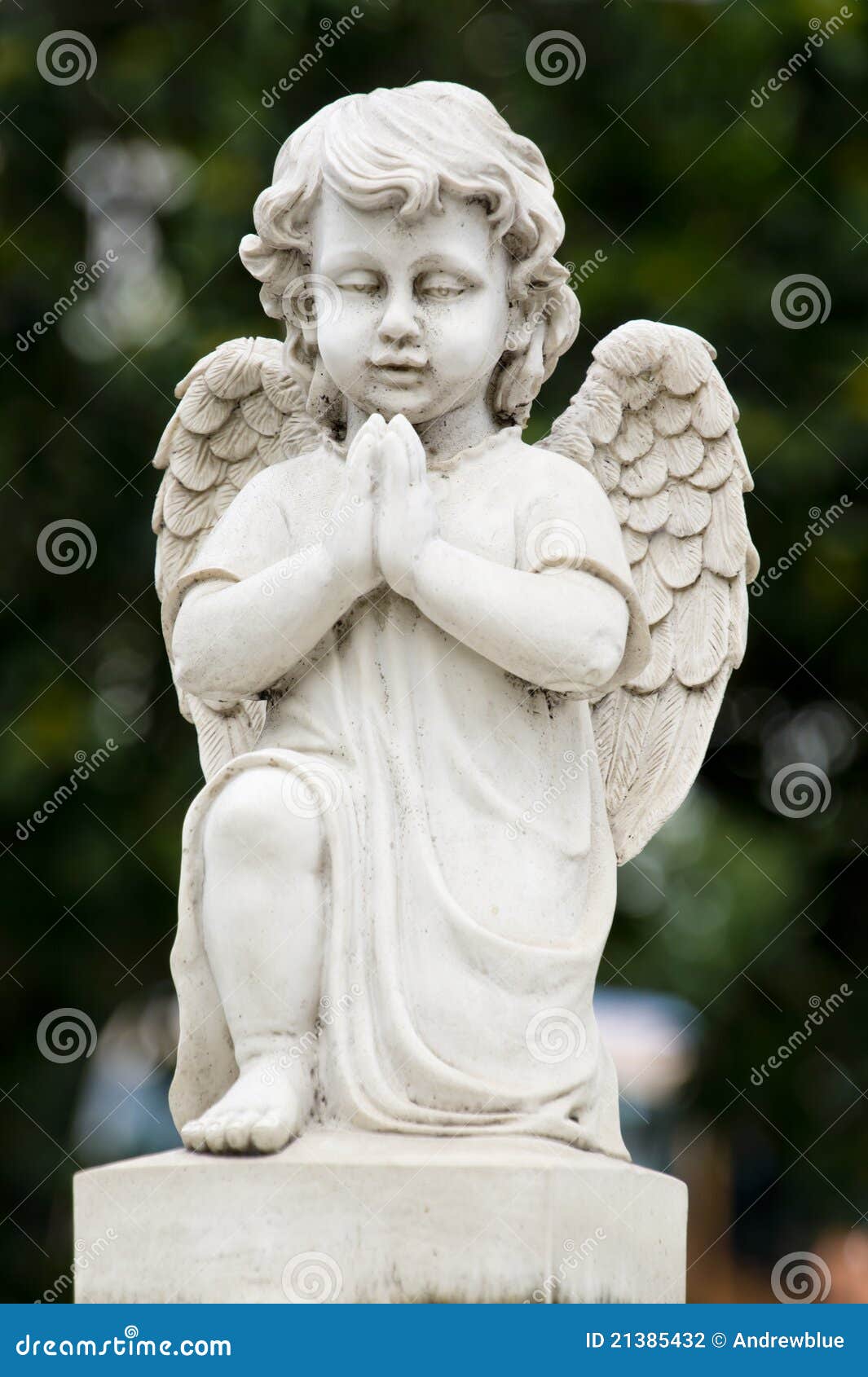 Statua di angelo fotografia stock. Immagine di testata - 21385432