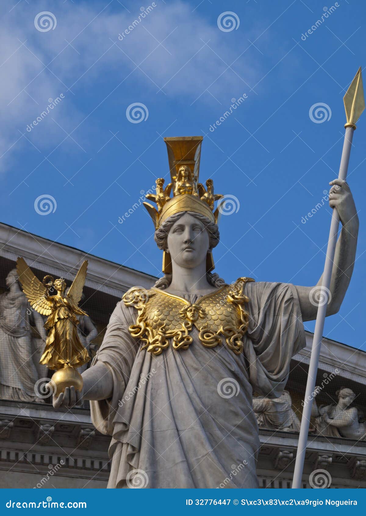 Statua di Atena immagine stock. Immagine di neoclassico - 32776447
