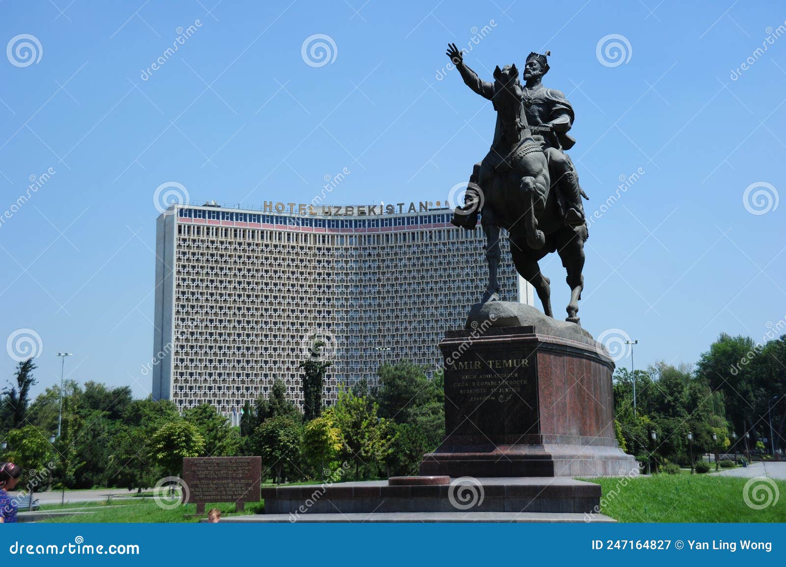 Statue of Ancient Hero Amir Temur in Tashkent Editorial Photography ...