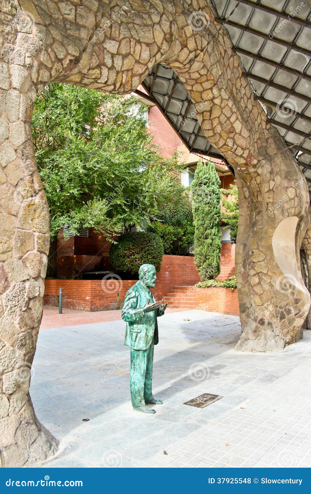 A Statue of Antoni Gaudi, a Famous Catalan Architect Editorial Stock ...