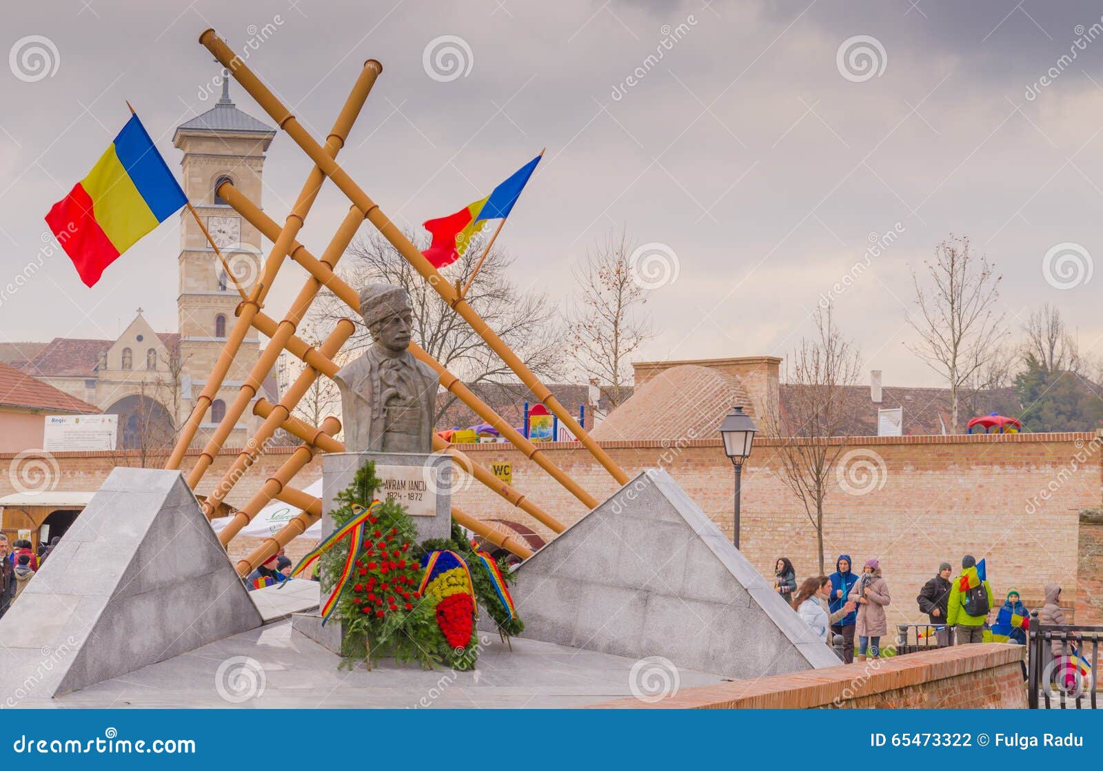 Statue of Avram Iancu editorial photography. Image of alba - 65473322