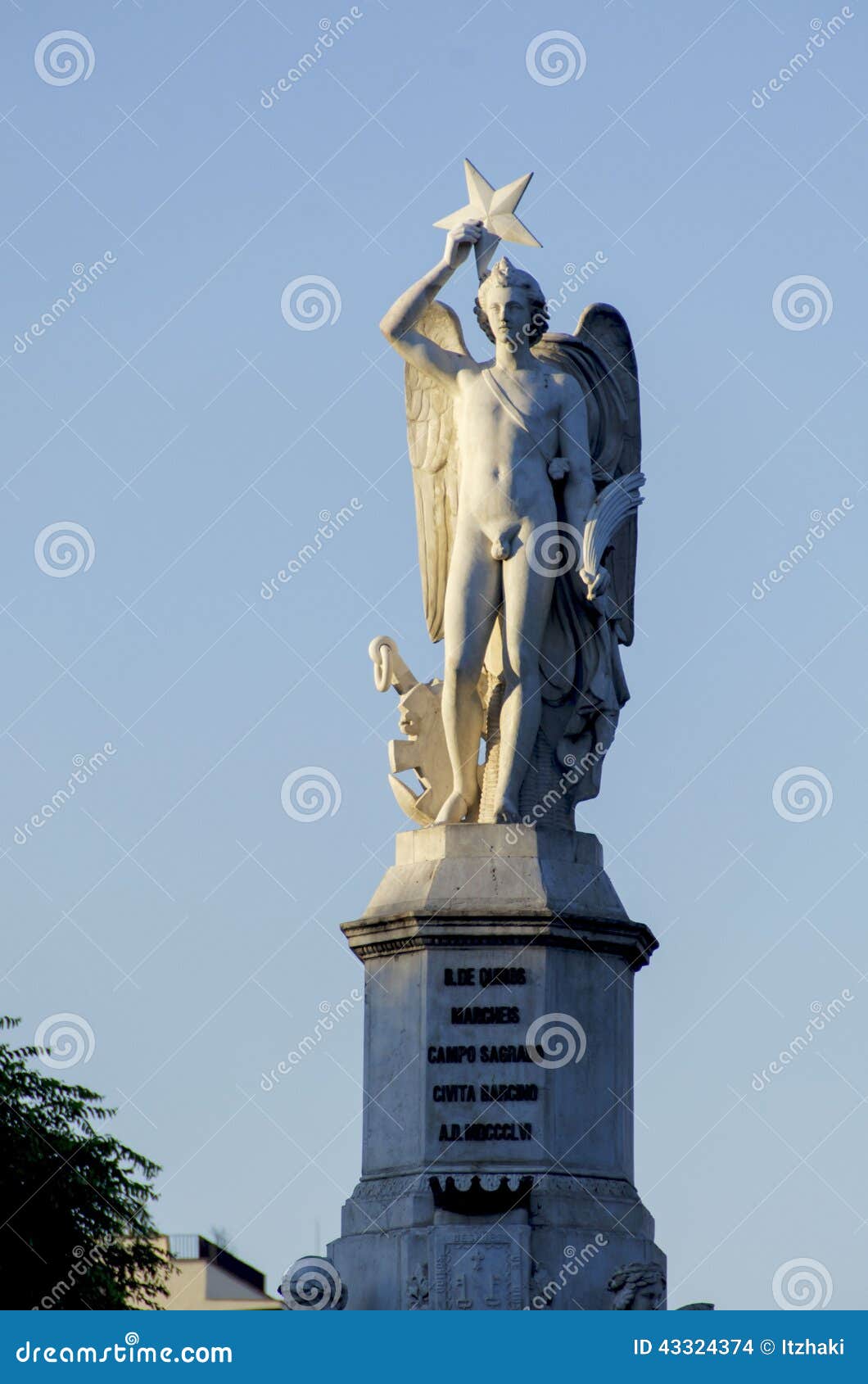 Statue in Barcelona Spain stock photo. Image of barceloneta - 43324374