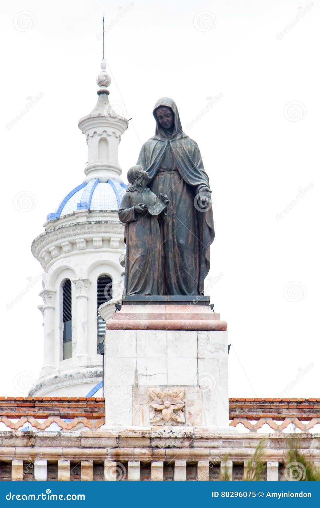 Cuenca, Ecuador. Group Of Girls Dancers Dressed In Colorful Costumes As ...