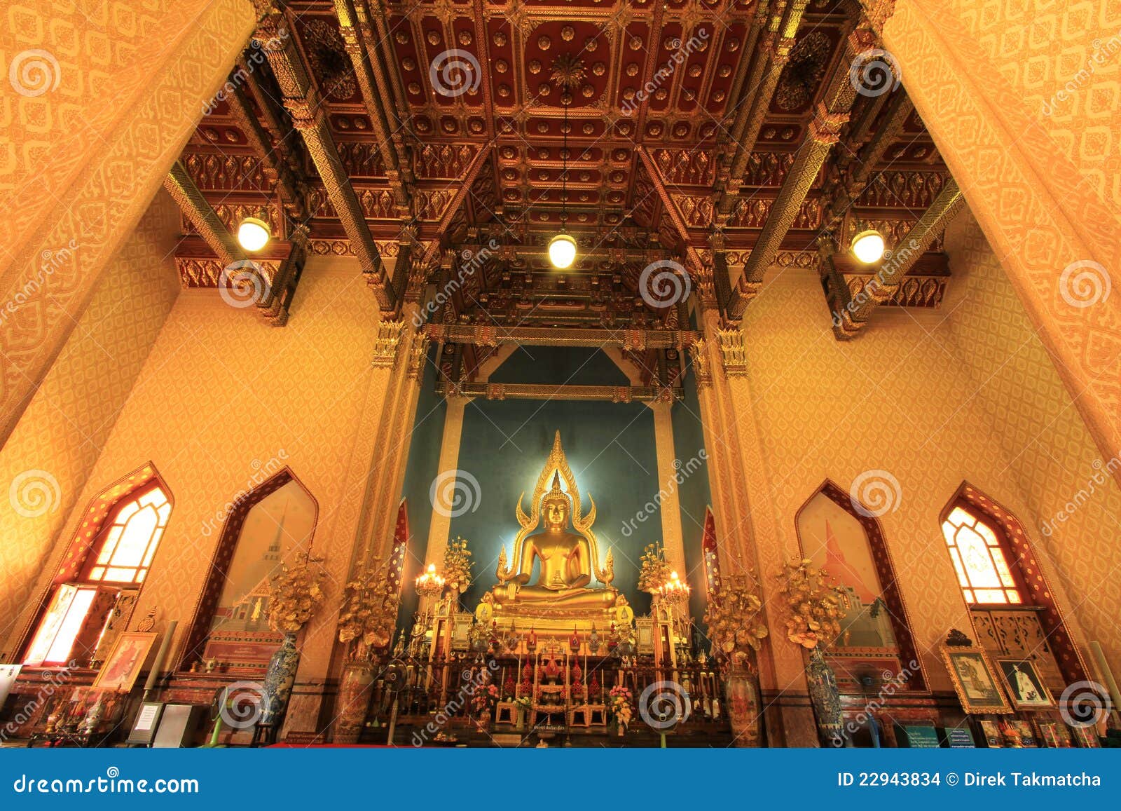 Statue of a Buddha in Church Stock Photo - Image of ornate, gold: 22943834