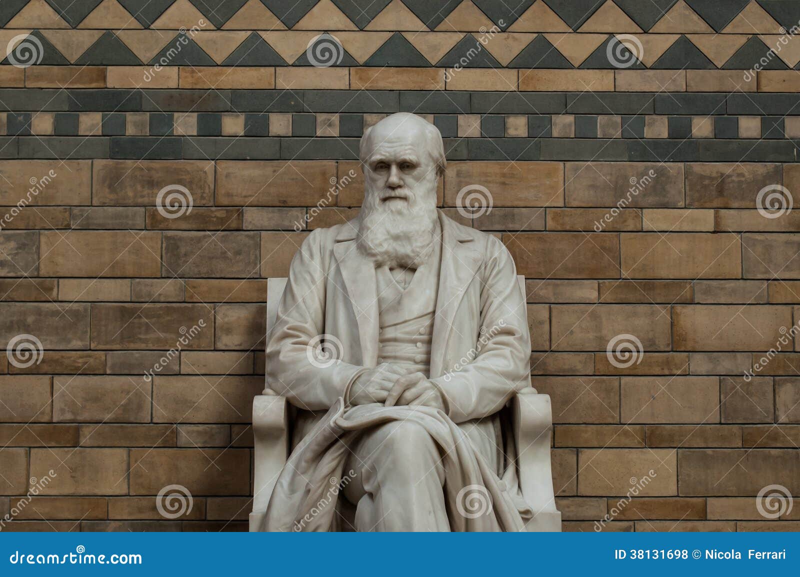 The Iconic Evolution Tower Curved Skyscraper In Moscow City - Duotone ...