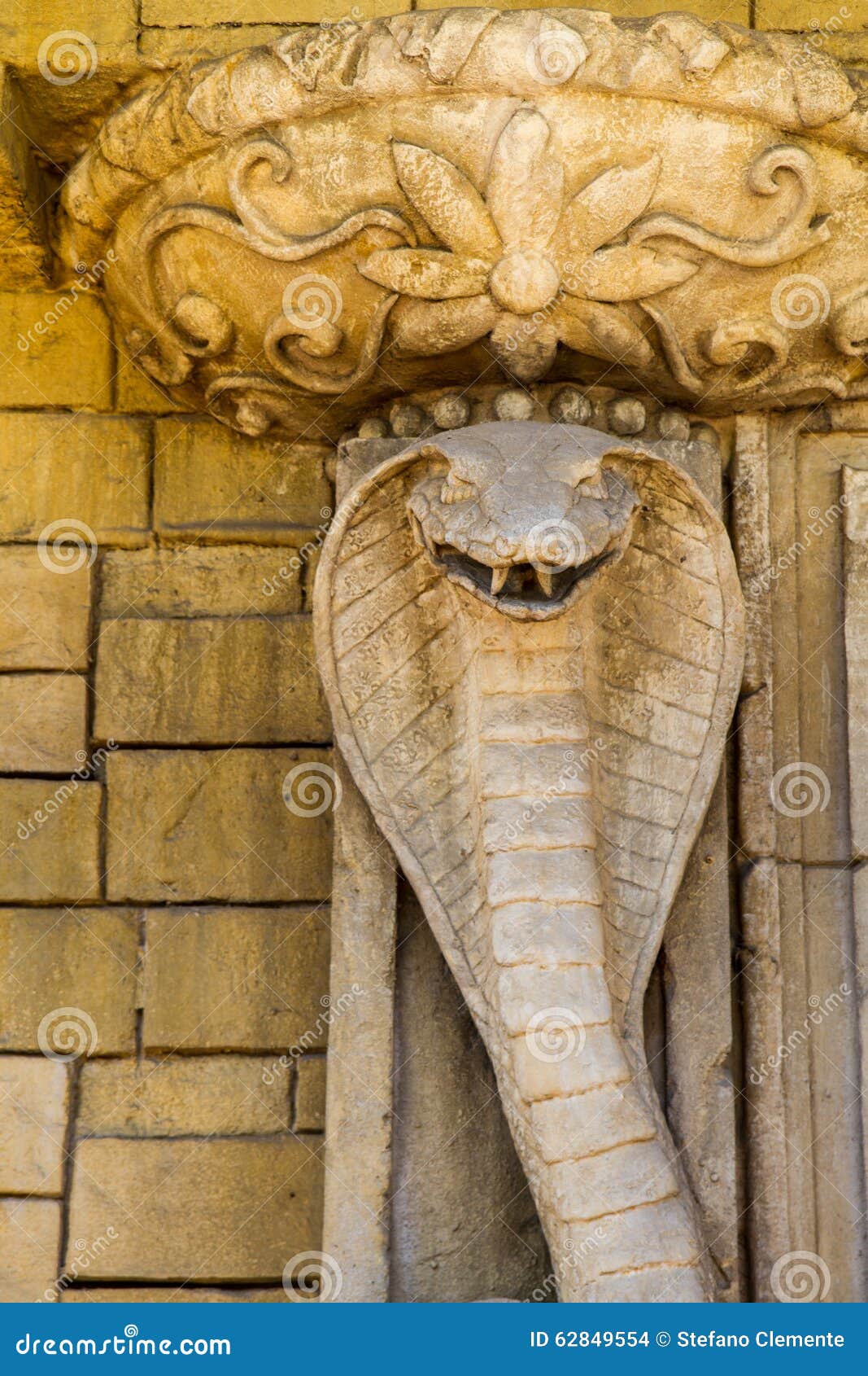 Statue of the Cobra on Indian Temple Stock Photo - Image of asia, mouth ...