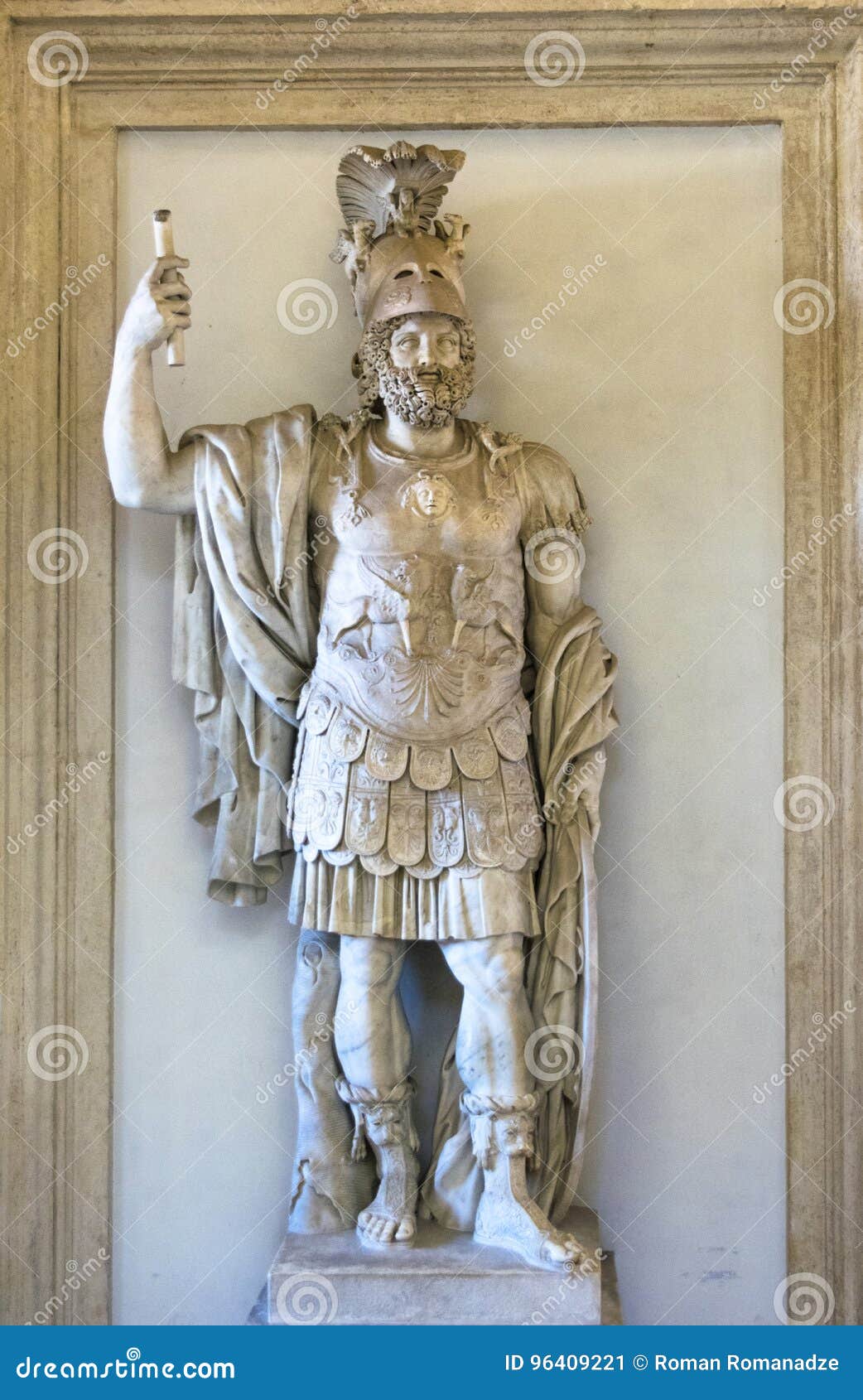 Statue Colossale De Mars : D'â€œPyrrhusâ€ Photo éditorial - Image du ...