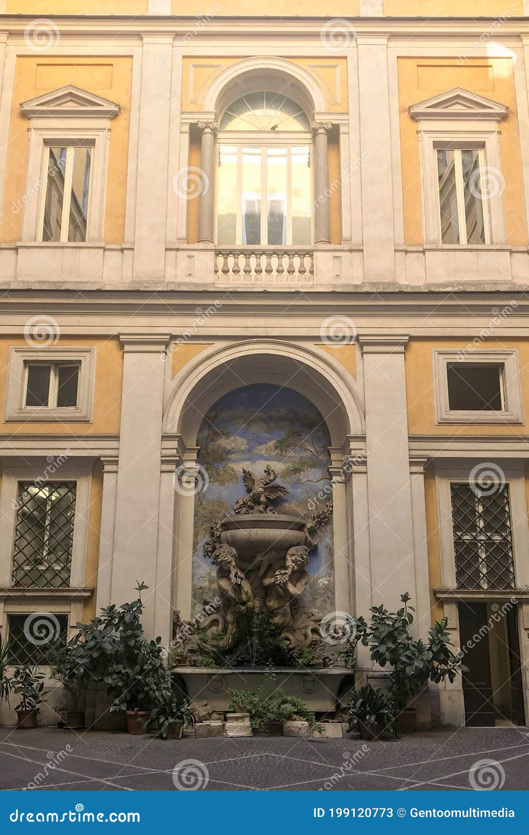 Statue in Courtyard in Rome Editorial Stock Photo - Image of italia ...